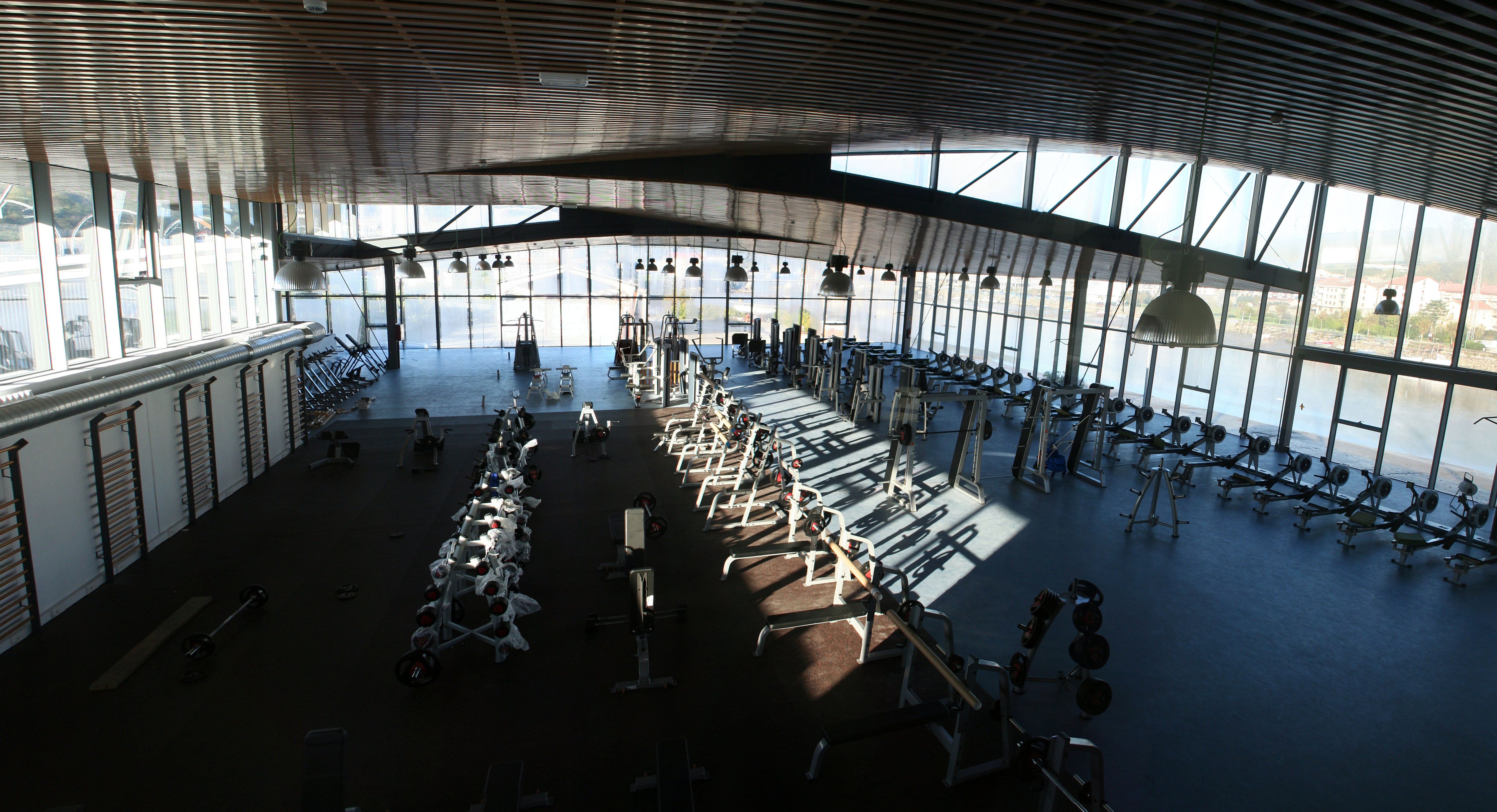 SPORTS TECHNIFICATION CENTRE FOR ROWING AND CANOEING ORIO by MANU ...