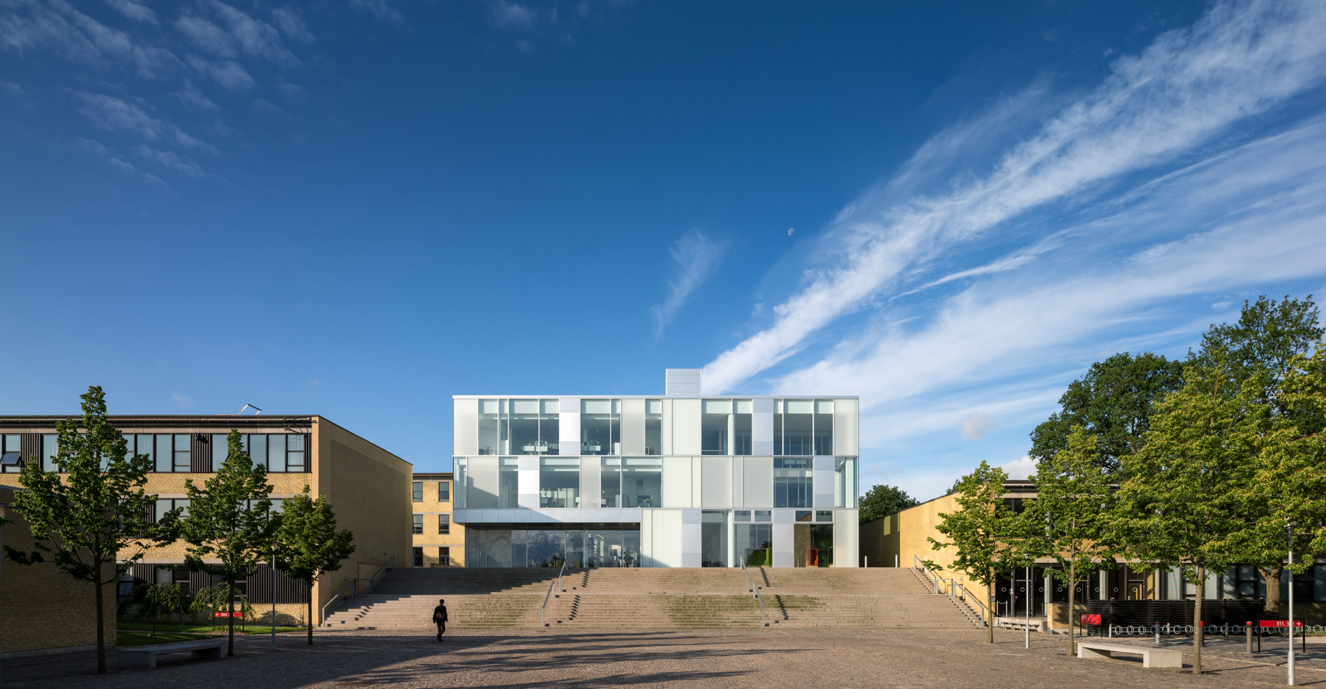 Revolutionary hybrid ventilation system, for new research building ...