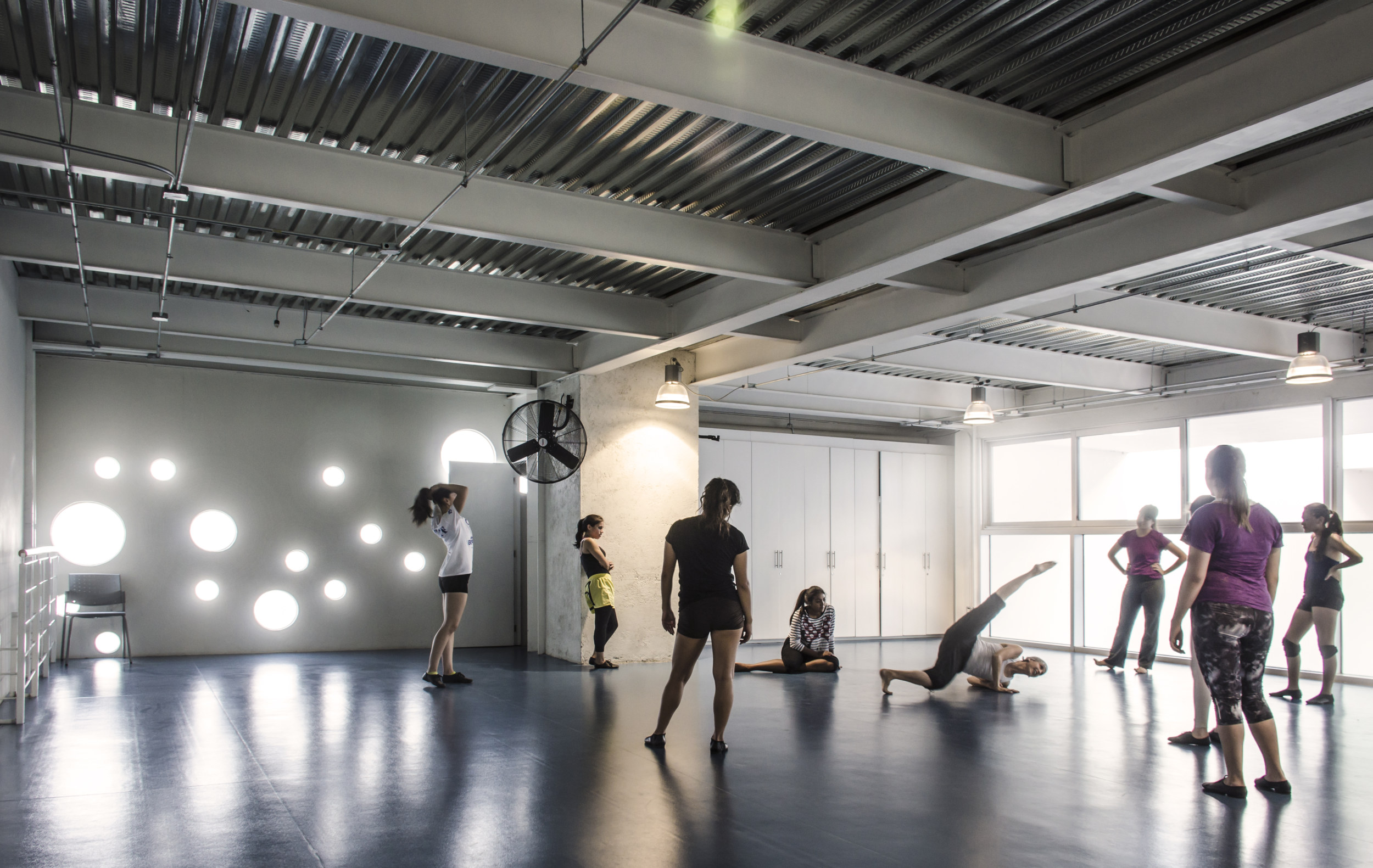 DAE Building by Arkylab - Architizer