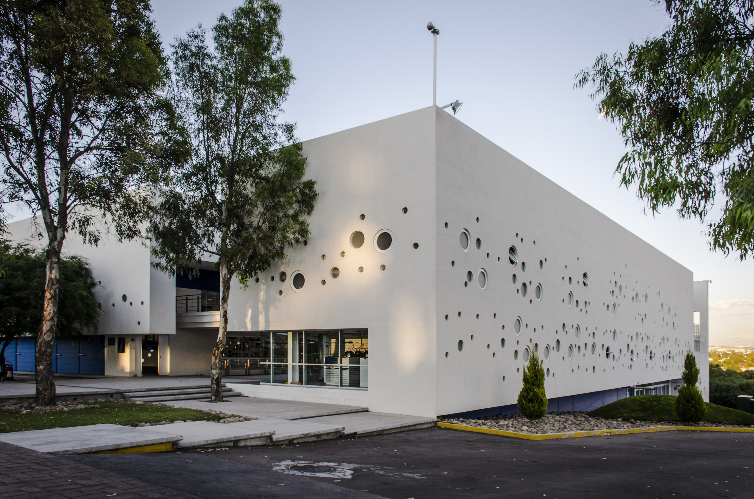 DAE Building by Arkylab - Architizer