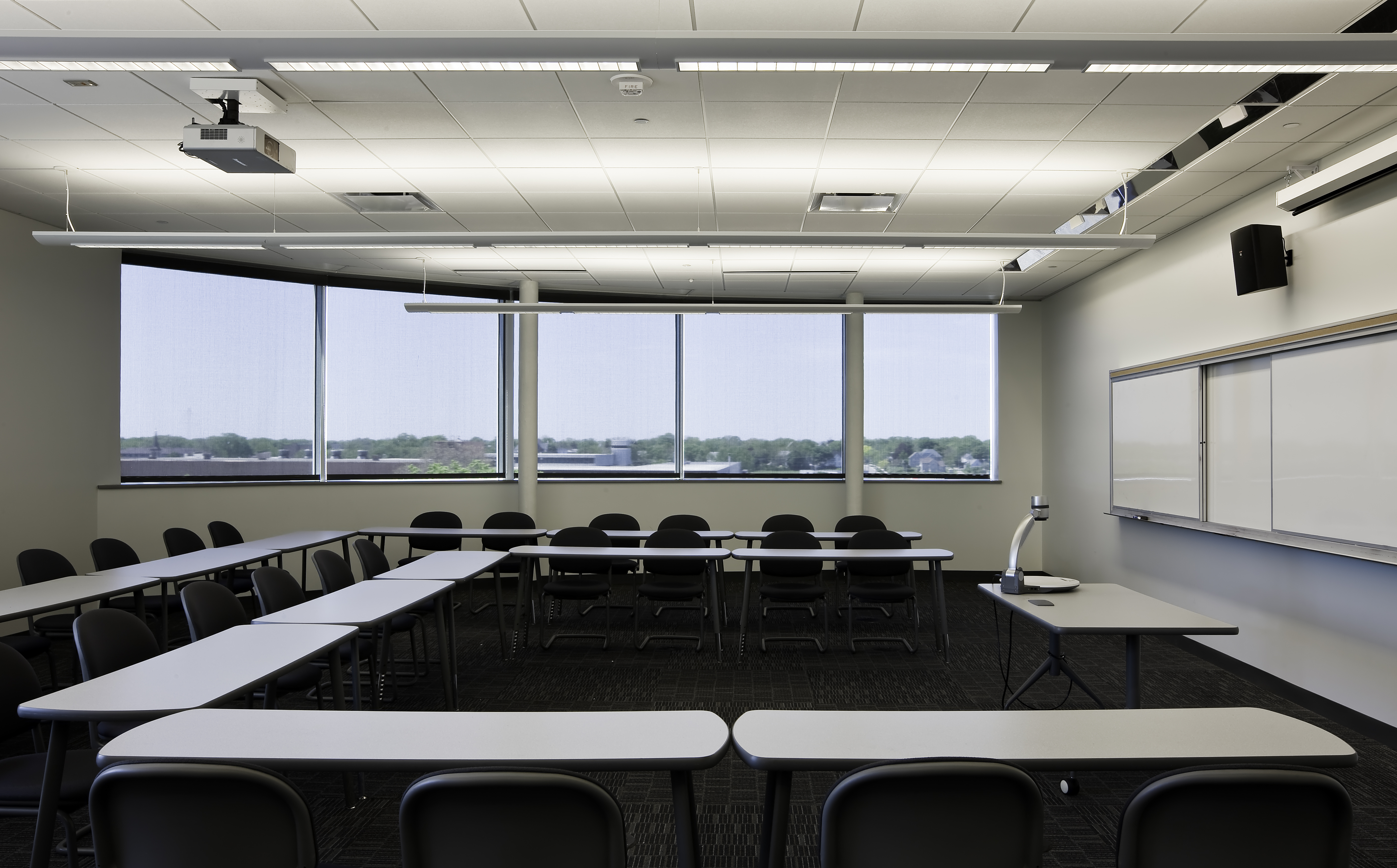 Beloit College - Center for the Sciences by Holabird & Root - Architizer