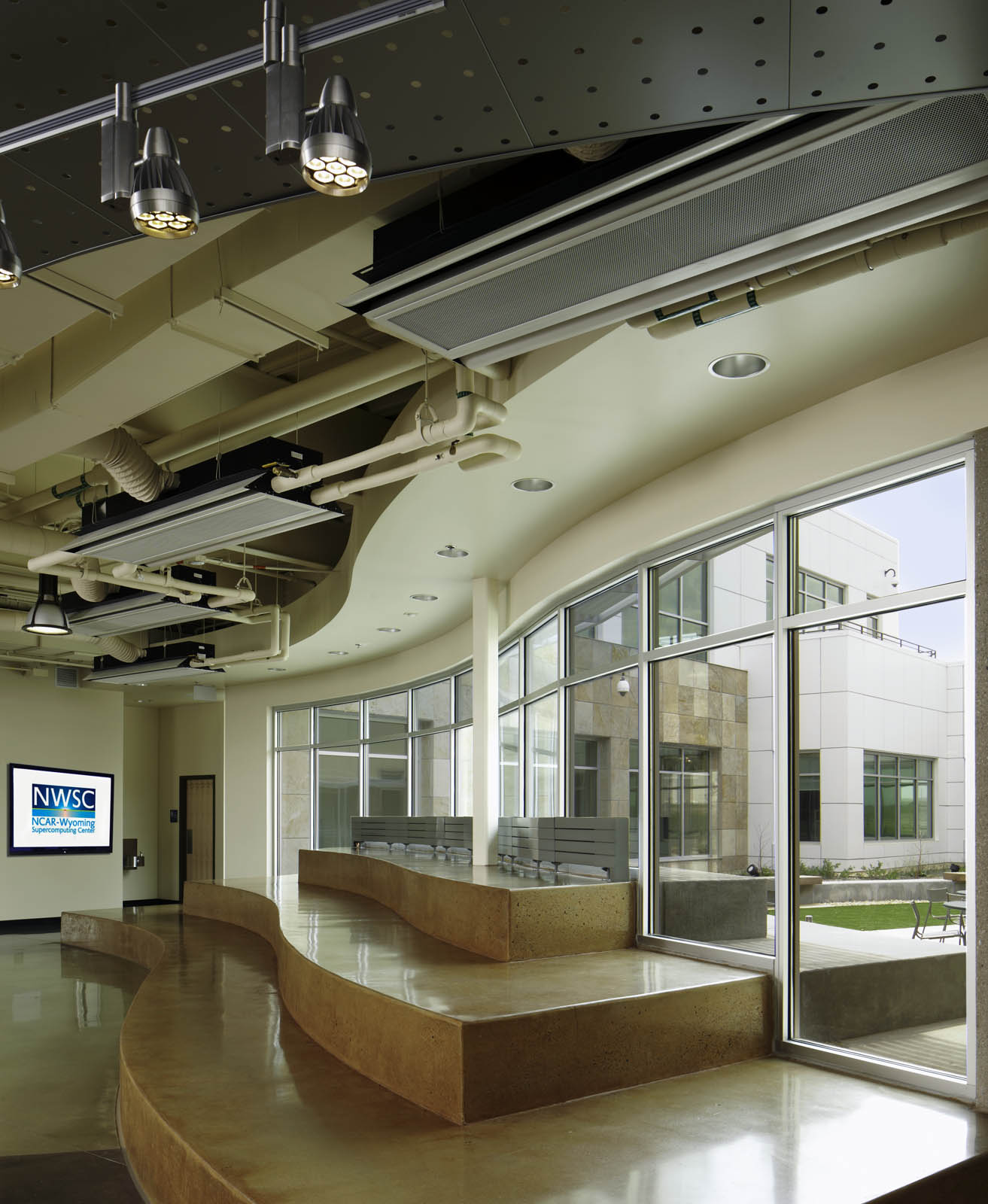 NCAR-Wyoming Supercomputing Center by H+L Architecture - Architizer