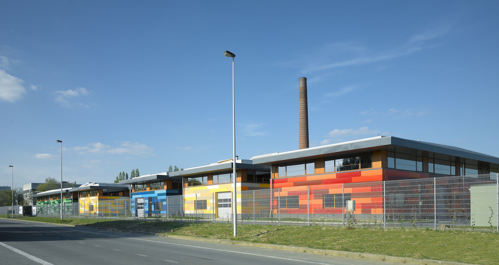 Newton Park Complex by BAEB - Bureau d'Architects Emmanuel Bouffioux ...