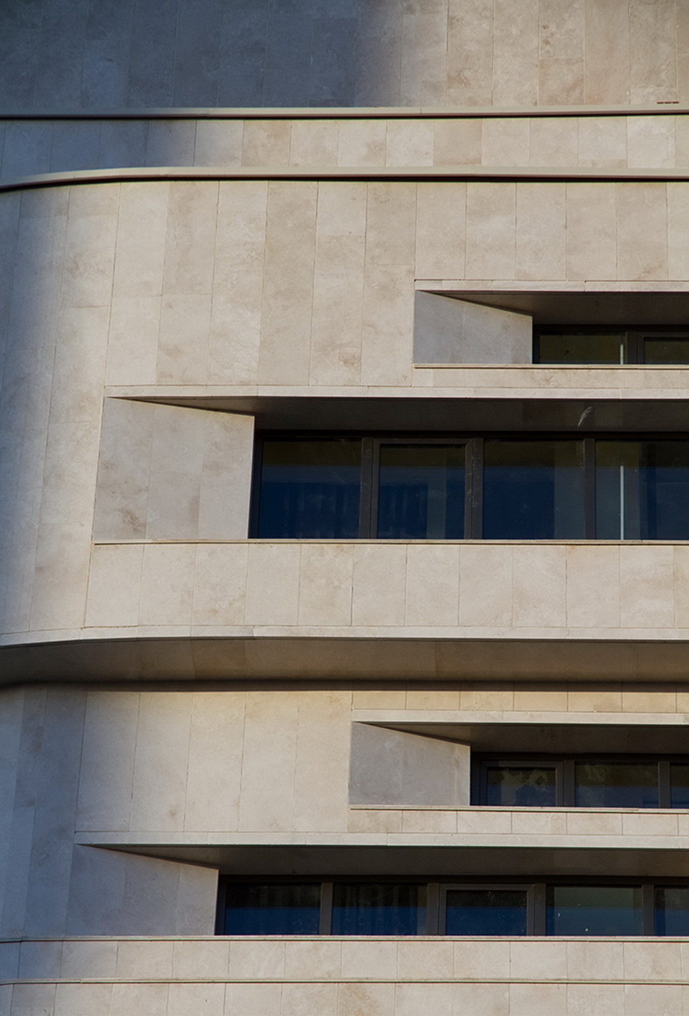 Niayesh Office Building by BonnArq Architects - Architizer