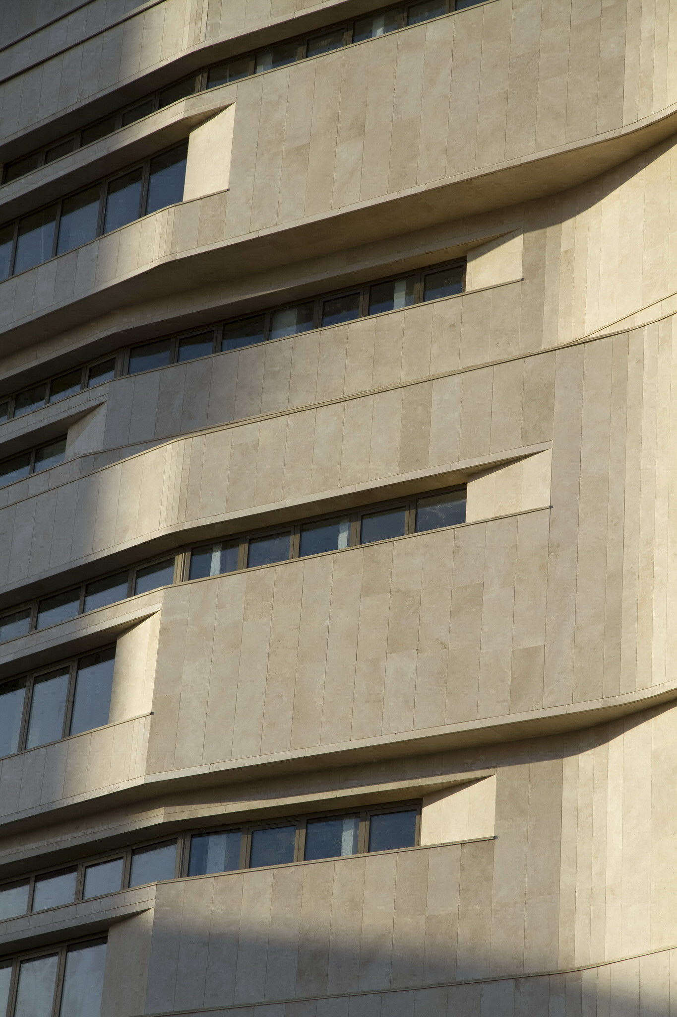 Niayesh Office Building by BonnArq Architects - Architizer
