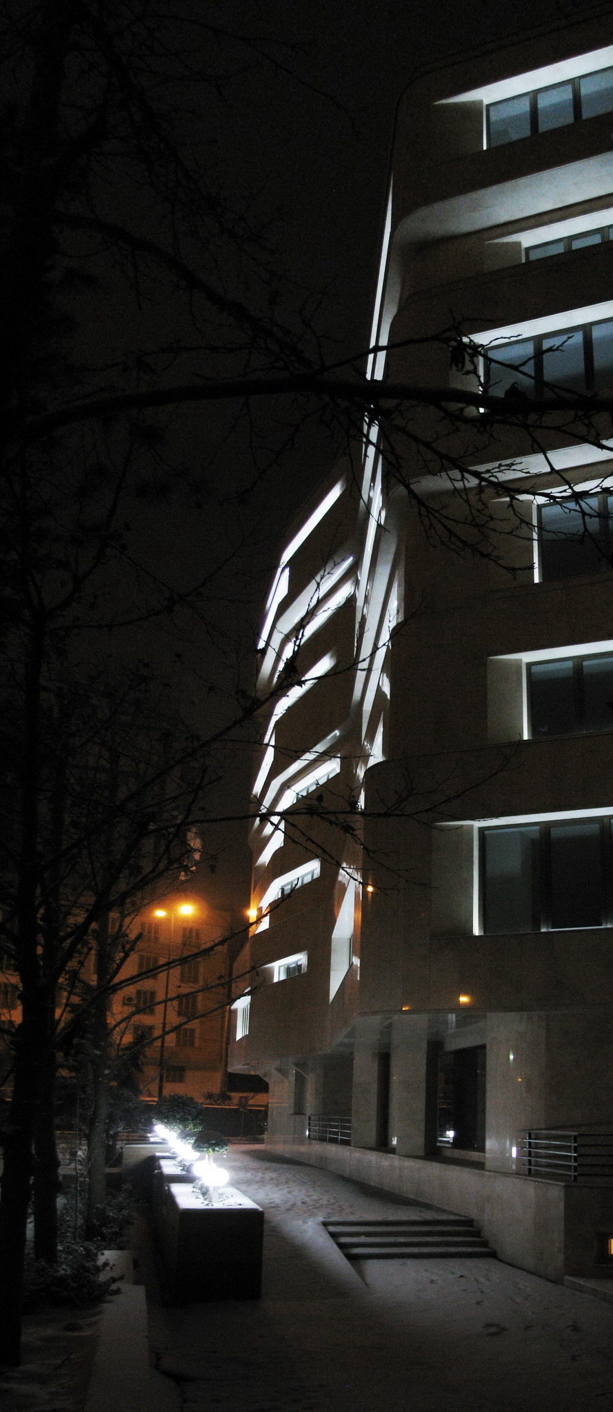 Niayesh Office Building by BonnArq Architects - Architizer