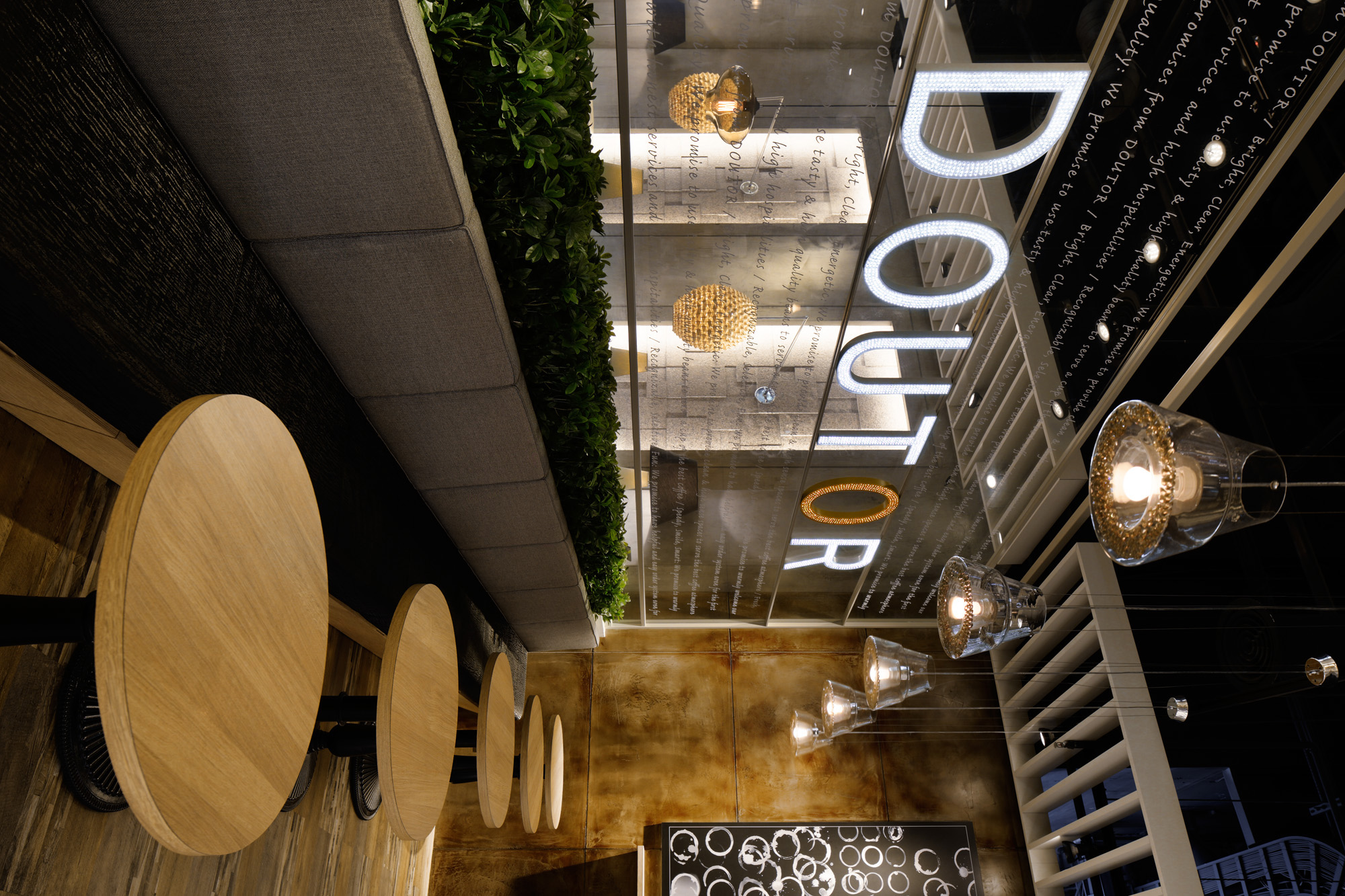 DOUTOR COFFEE SHOP by Kamio Design and Ichii Corporation - Architizer