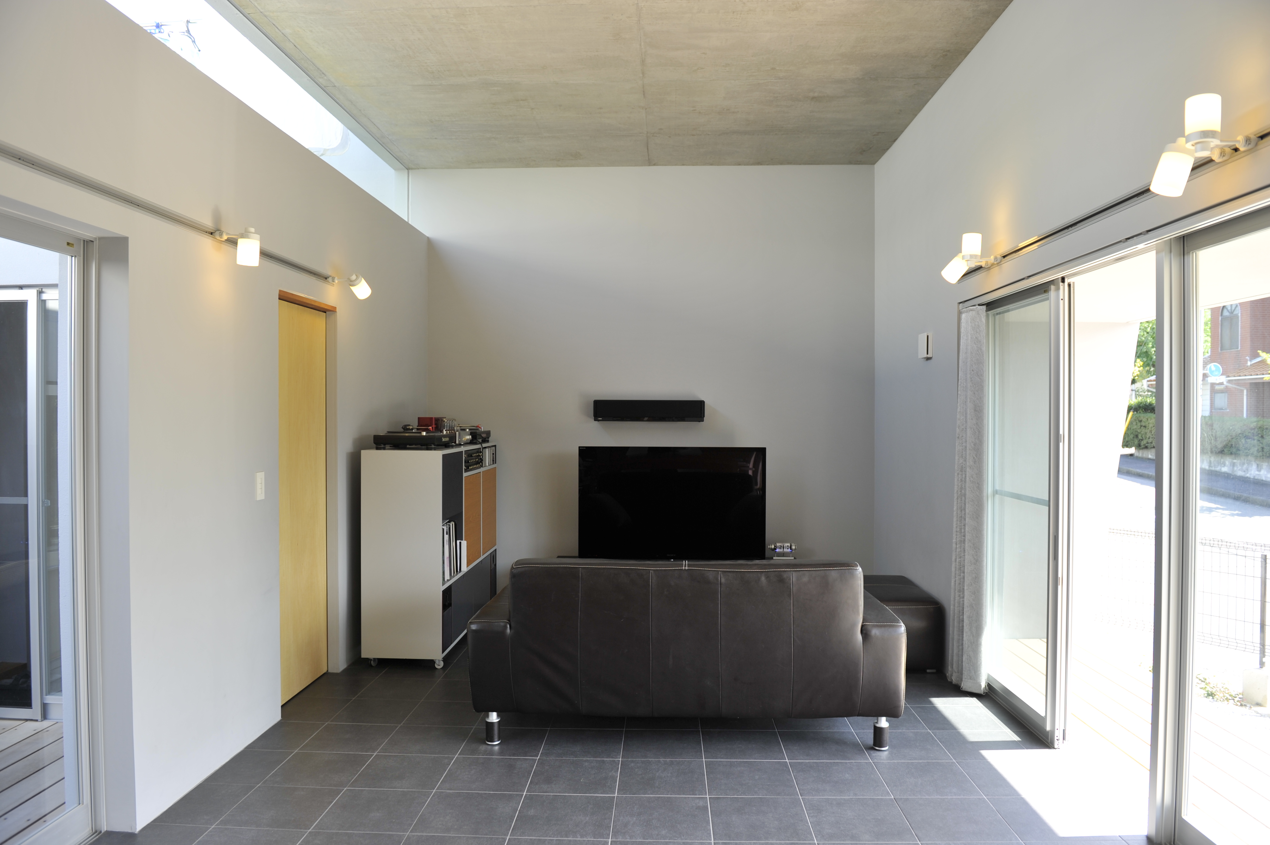 YY-HOUSE by Noriyuki Hisayasu Architect & Associates - Architizer