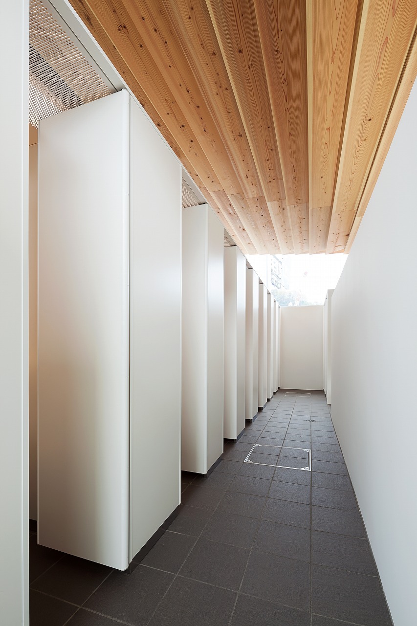 Restroom in Yawatahama Roadside Station by bUd Atelier - Architizer