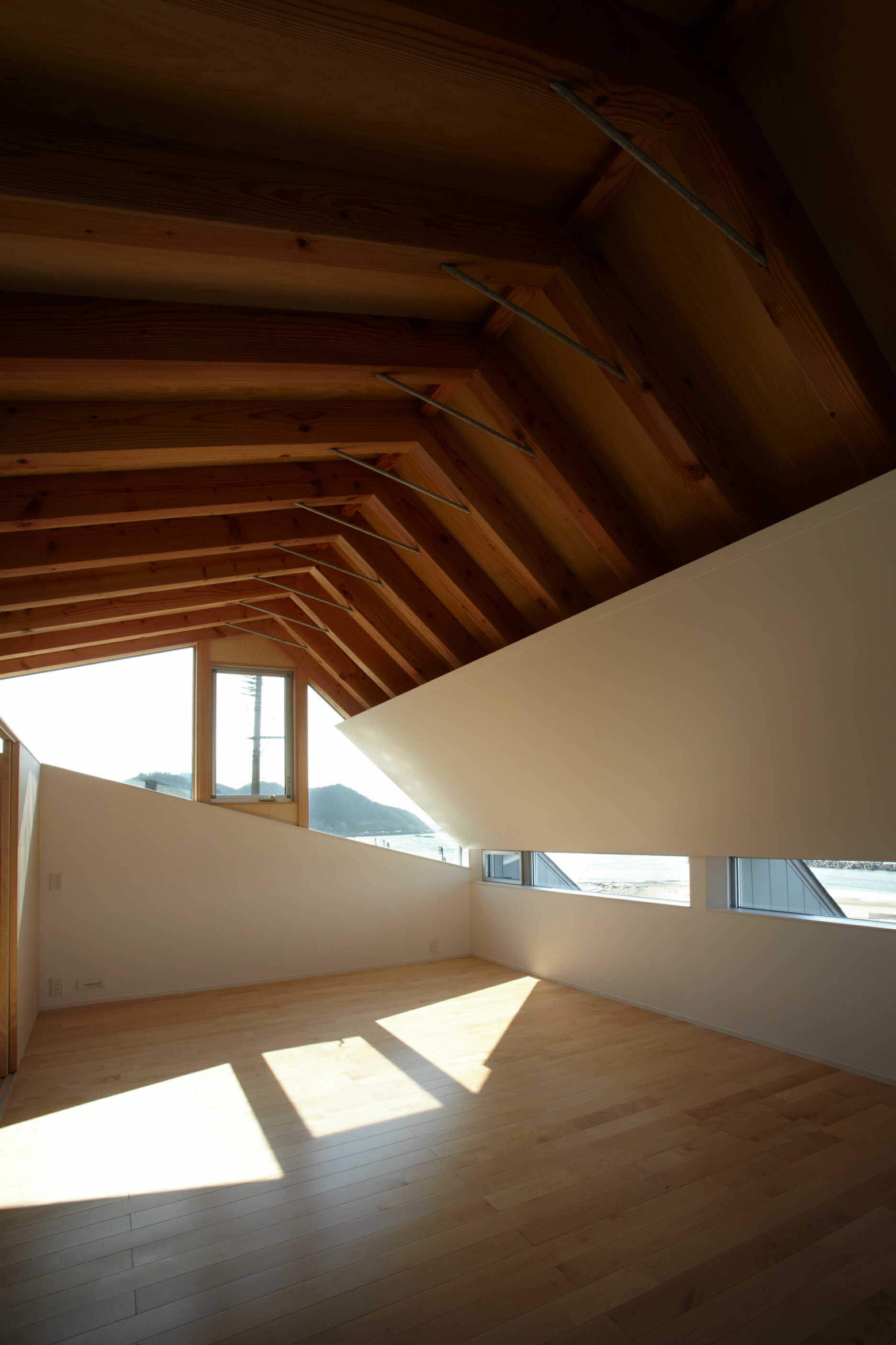 Horizontal Line Residence by Nakano Design Architects - Architizer