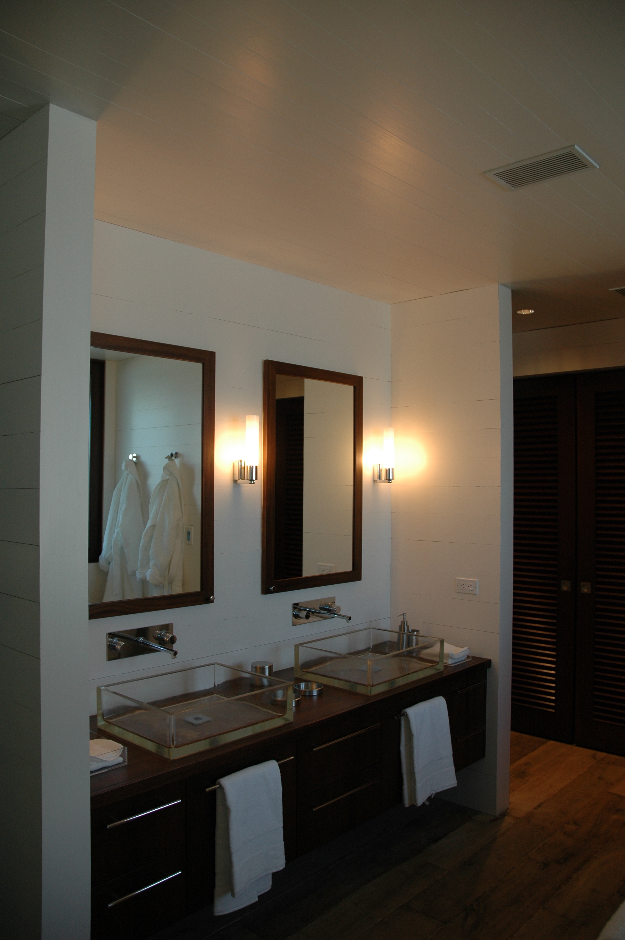 a bathroom for a beach house by THOMAS & DENZINGER ARCHITECTS - Architizer