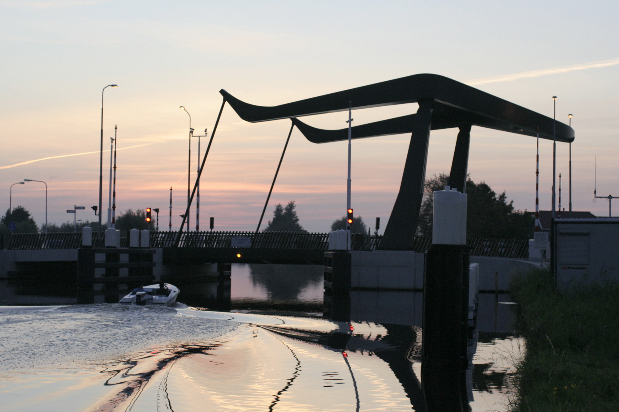 Prayer of Shadow Protection by NIO architecten - Architizer