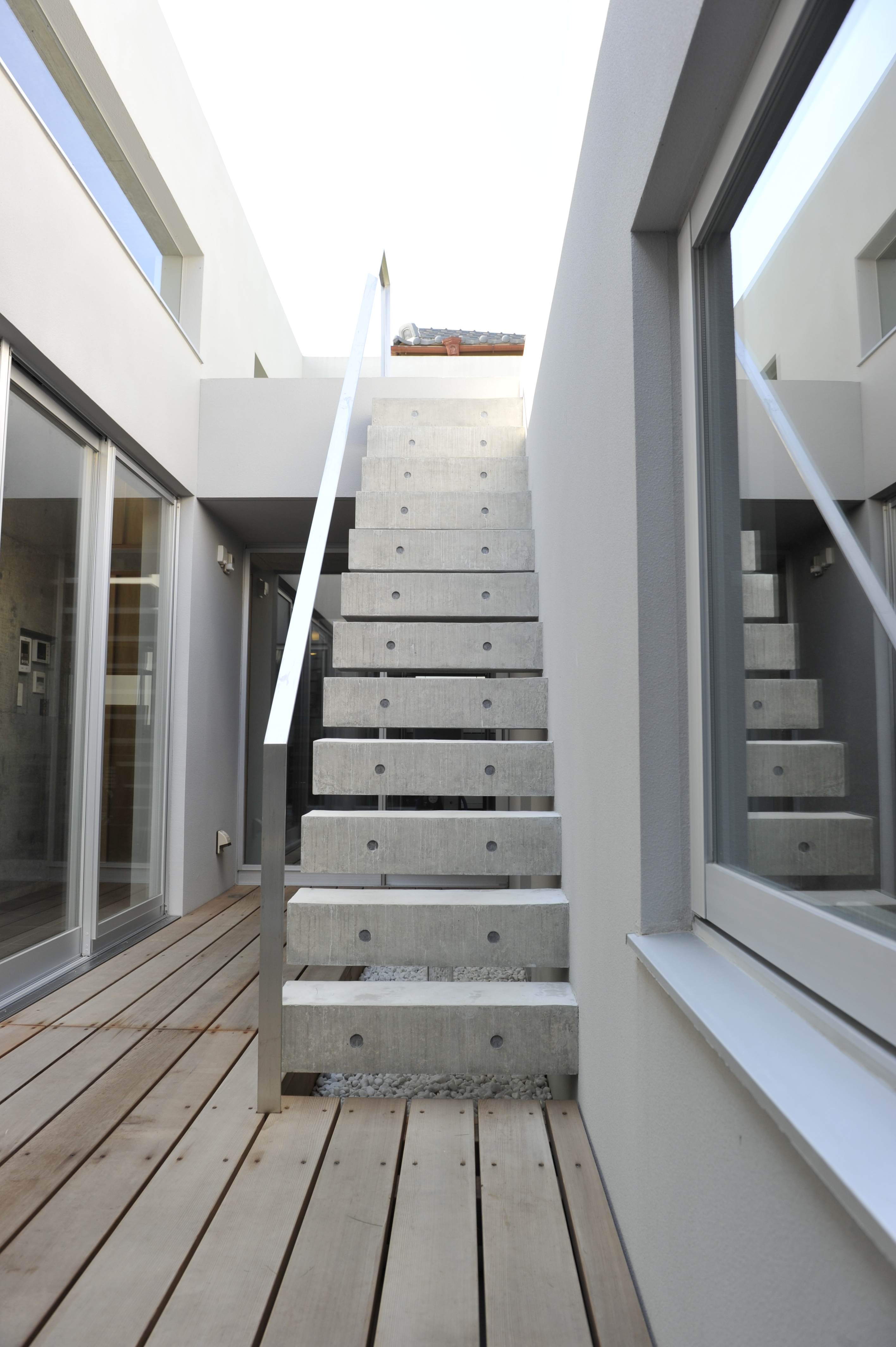 YY-HOUSE by Noriyuki Hisayasu Architect & Associates - Architizer