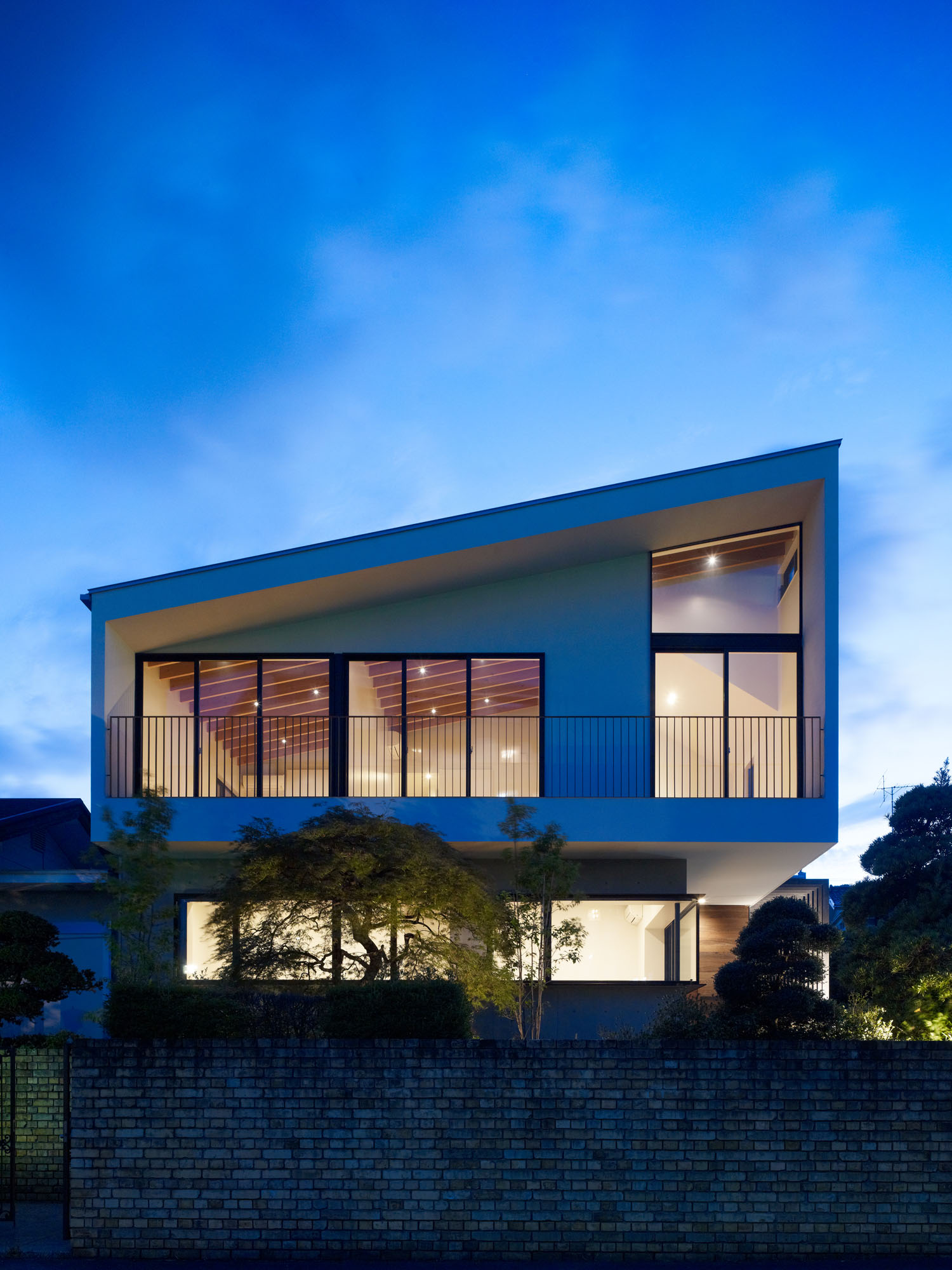 House with an ENGAWA by Picogram architects design - Architizer