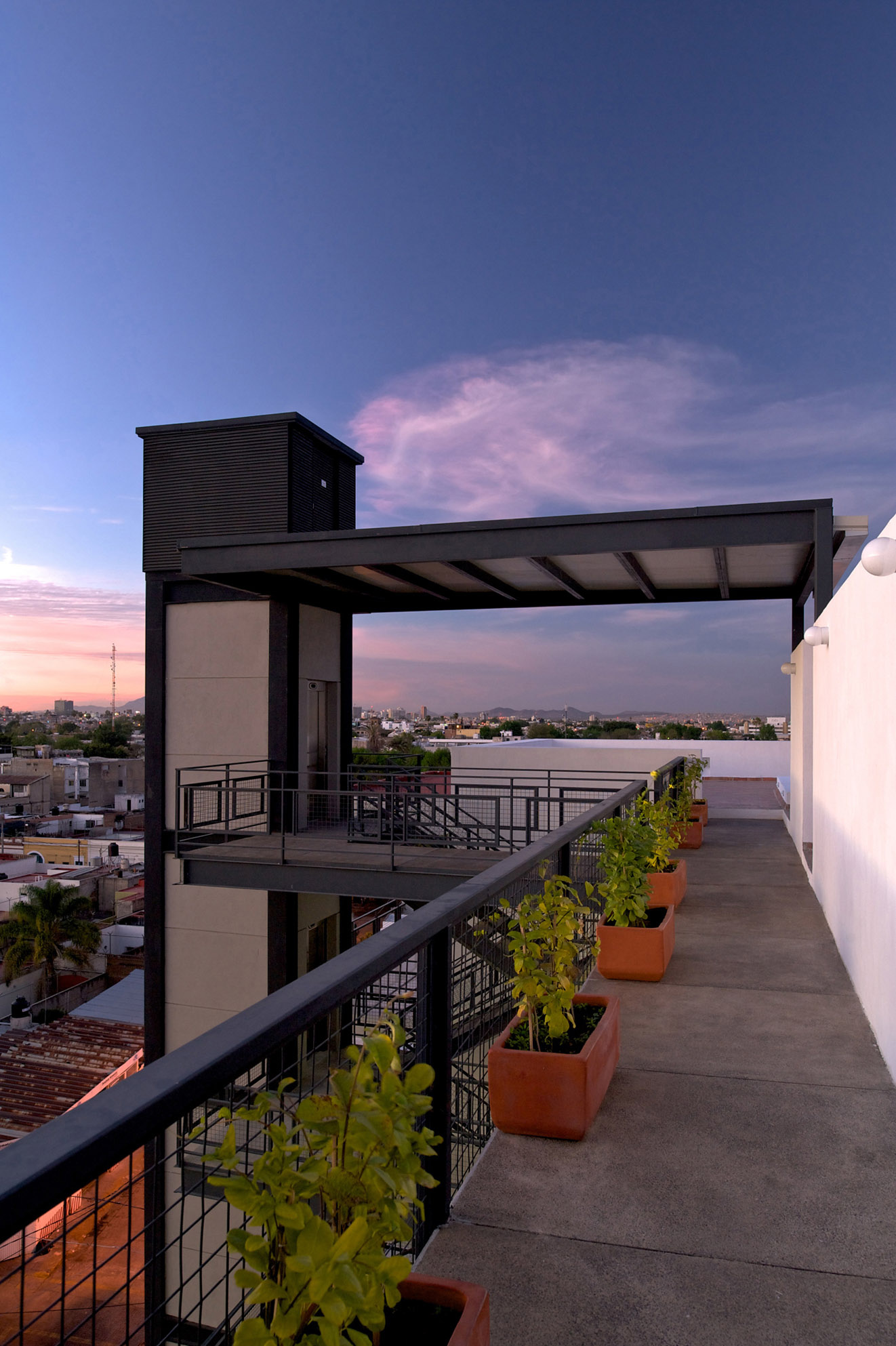 Casa Gleason Building by Trama Arquitectos - Architizer