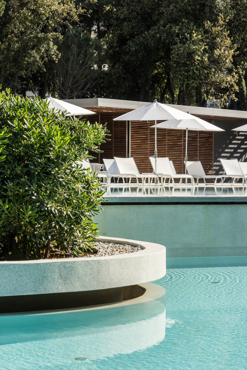 Lone Outdoor Pools by Studio 3LHD - Architizer