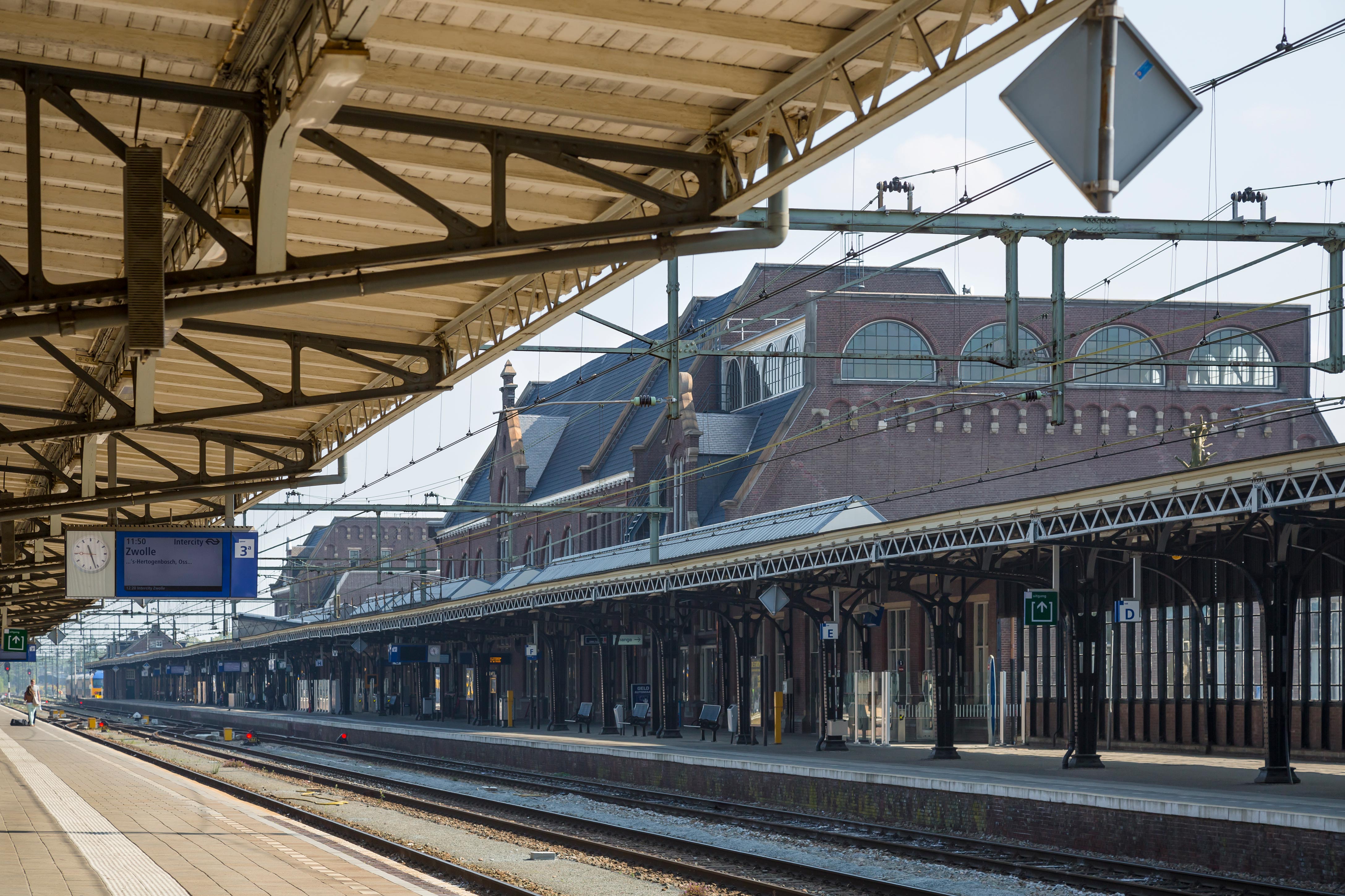 Roosendaal Station by Ruland Architecten - Architizer