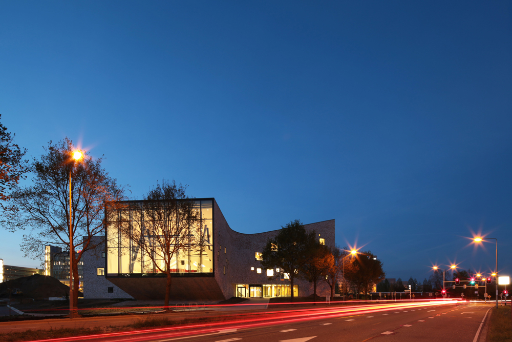Rabobank Westelijke Mijnstreek Advice Centre by Mecanoo - Architizer