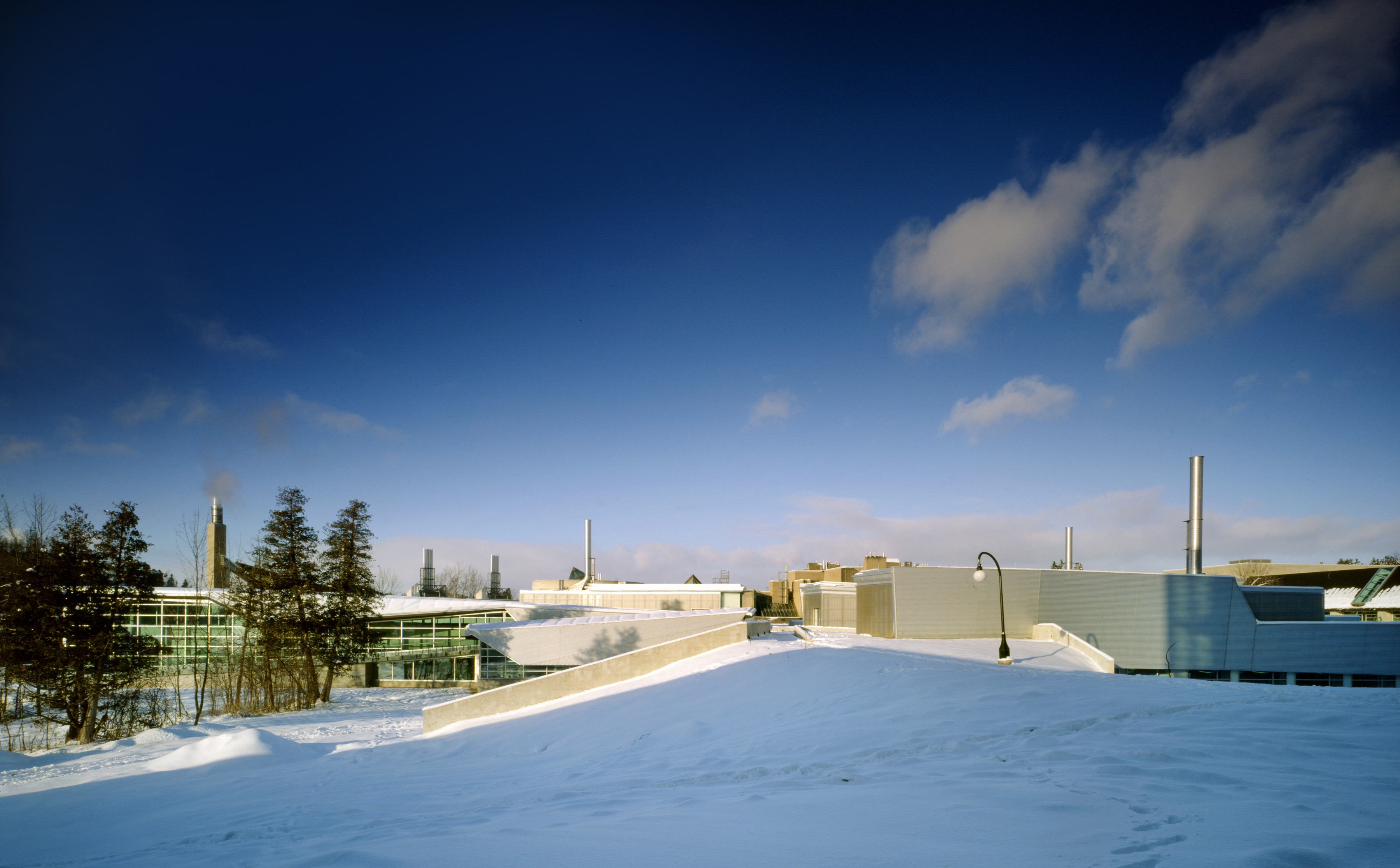Chemical Sciences Building - Trent University by Teeple Architects ...