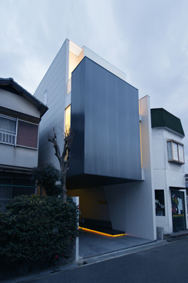 ht house by AXIS ARCHITECTS ＆ ASSOCIATES - Architizer