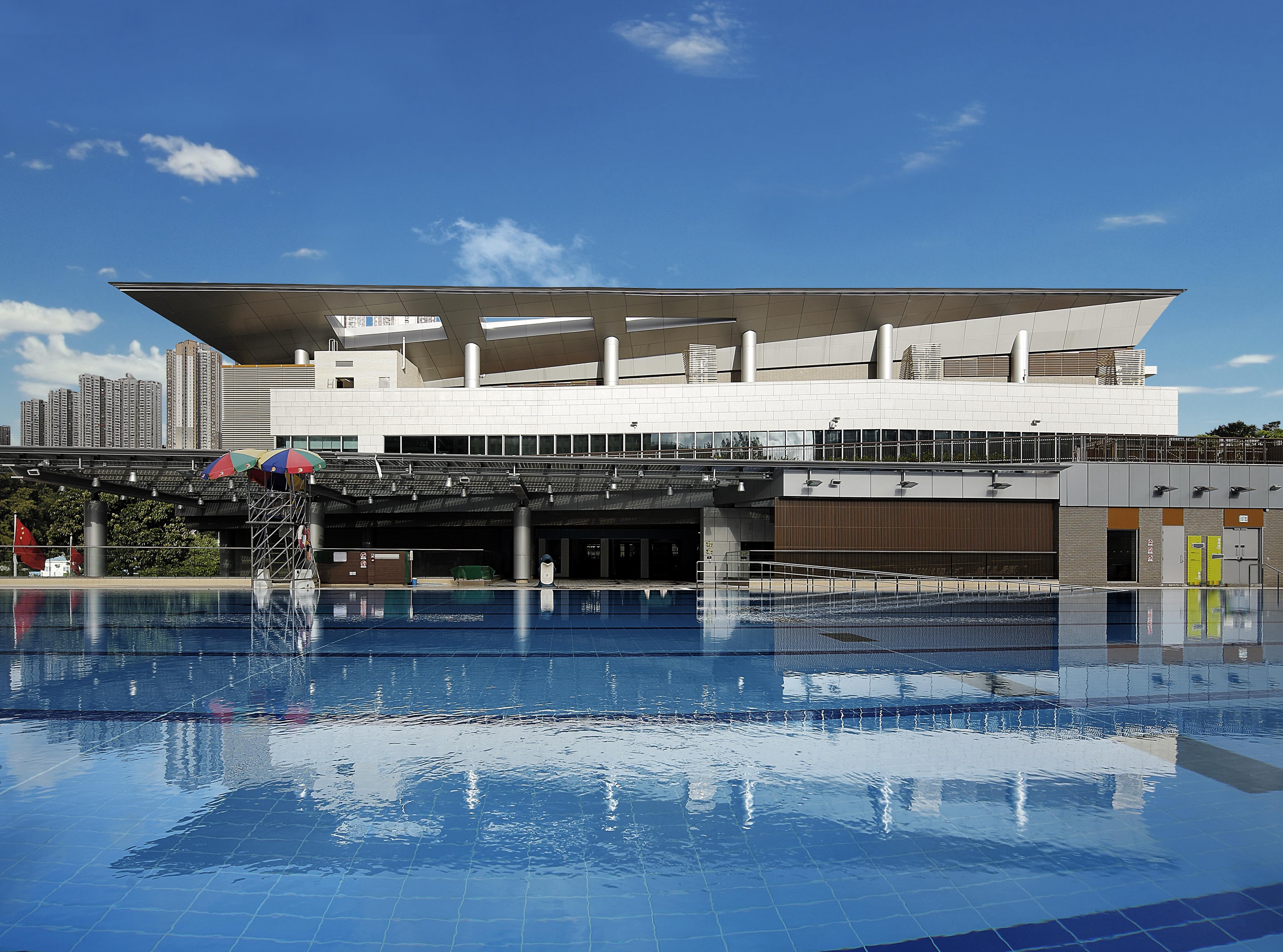 Kwun Tong Swimming Pool Complex and Recreation Ground by Ronald Lu ...