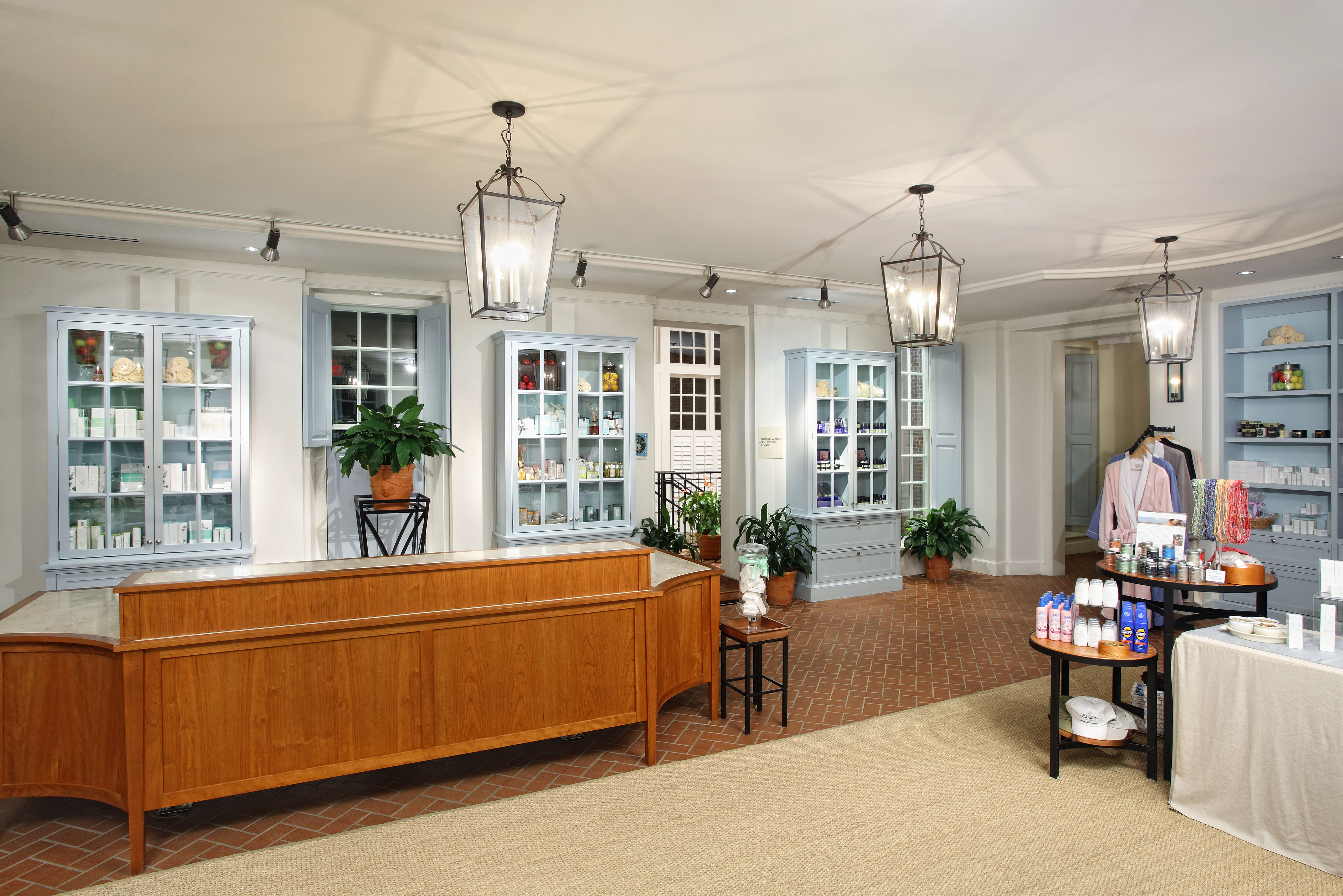 Washington Hall of the Historic Colonnade, Washington and Lee ...