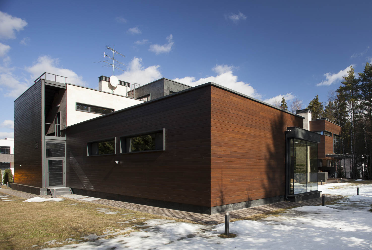 Parallel House by Roman Leonidov Architects - Architizer