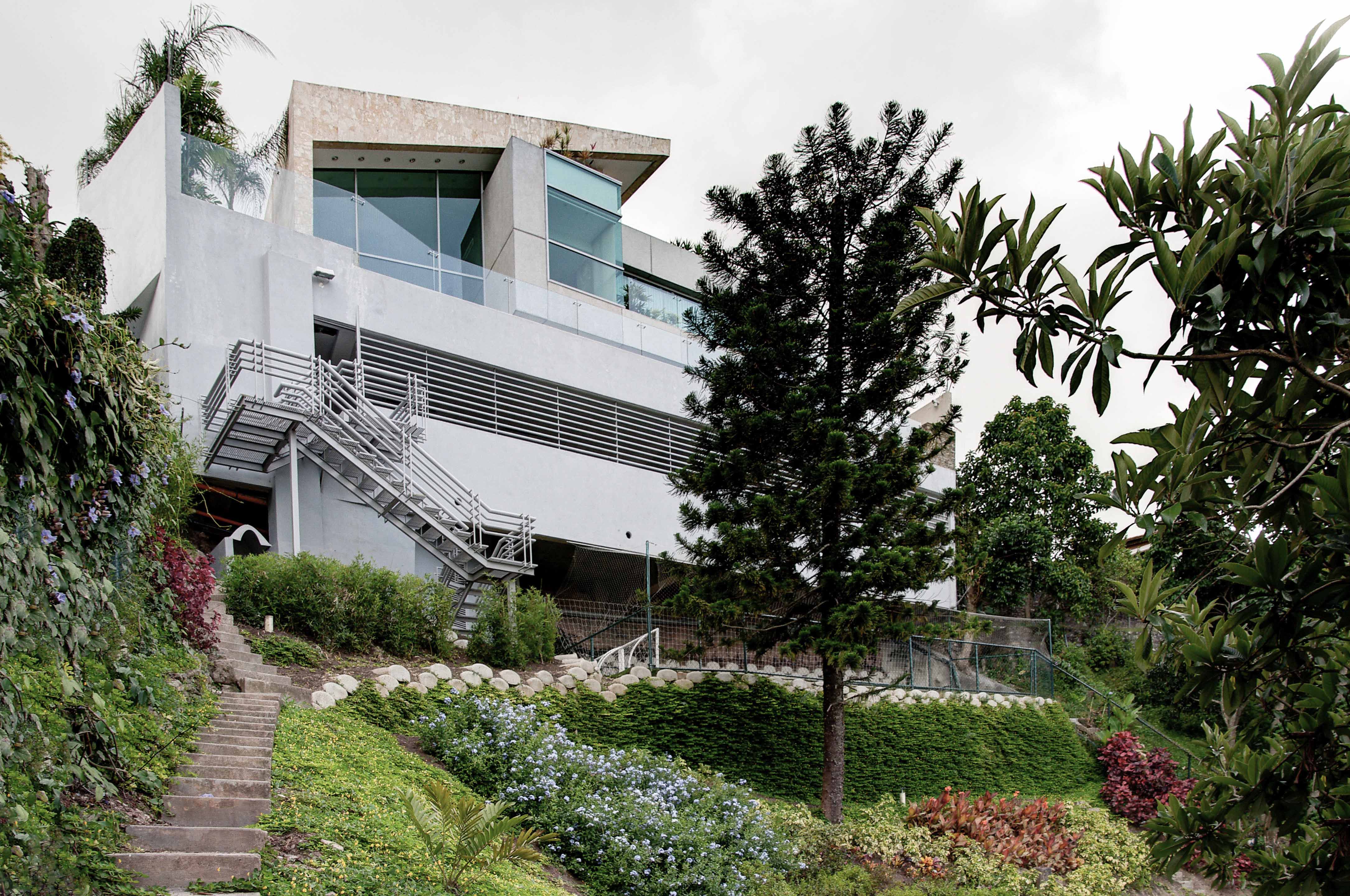 B House by Vivian Dembo Arquitectura - Architizer