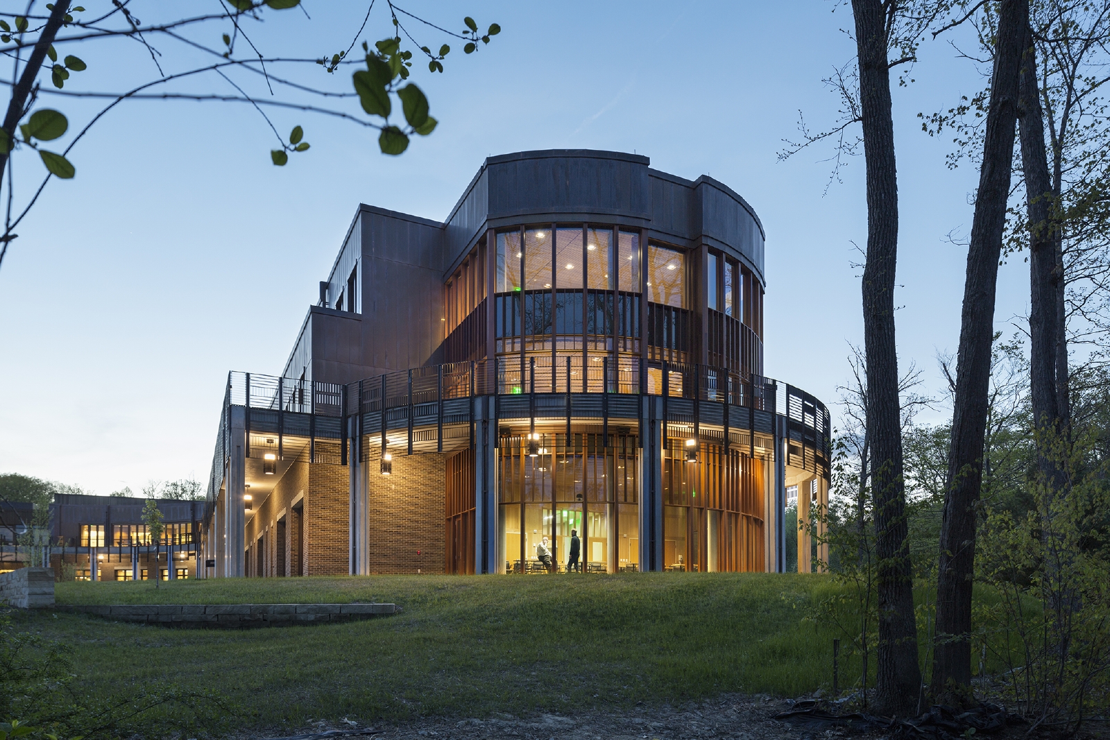 University School, Academic & Science Wing by Centerbrook Architects ...