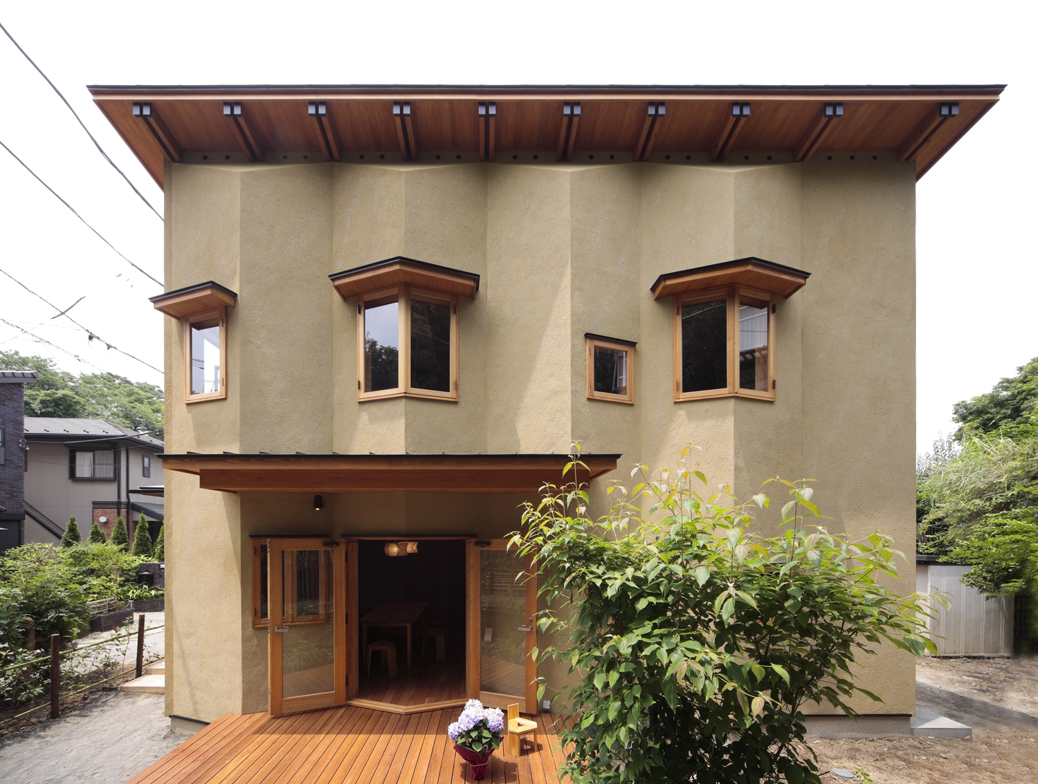 fortified house by HIKI Takuto +MSK associates - Architizer