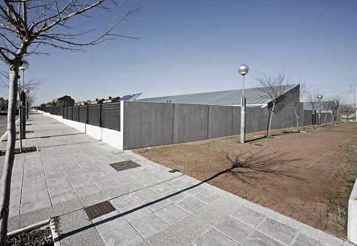 Bioclimatic housing by estudio ATARIA - Architizer