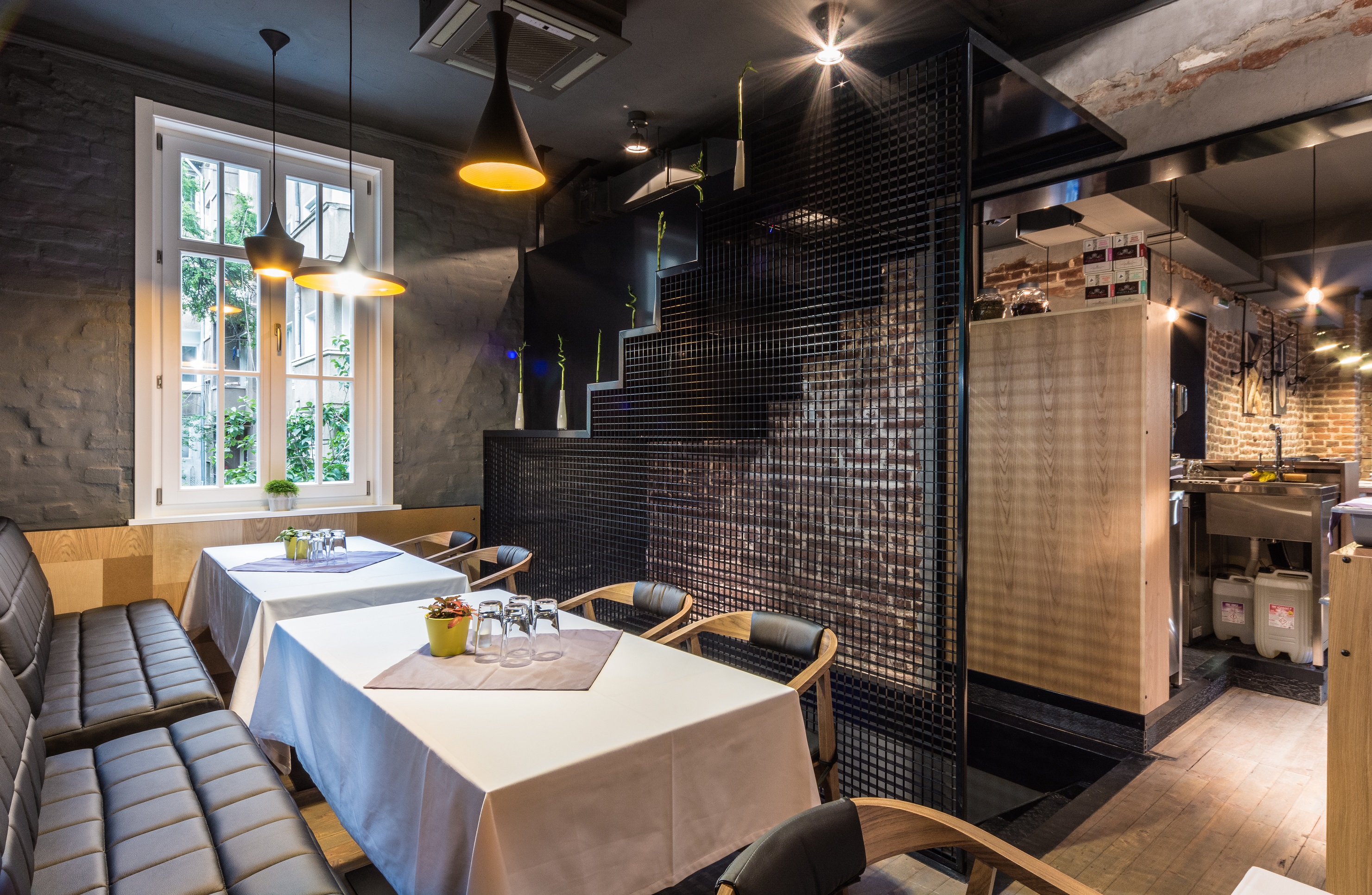 "The Clock" Restaurant by Markan Design Studio - Architizer