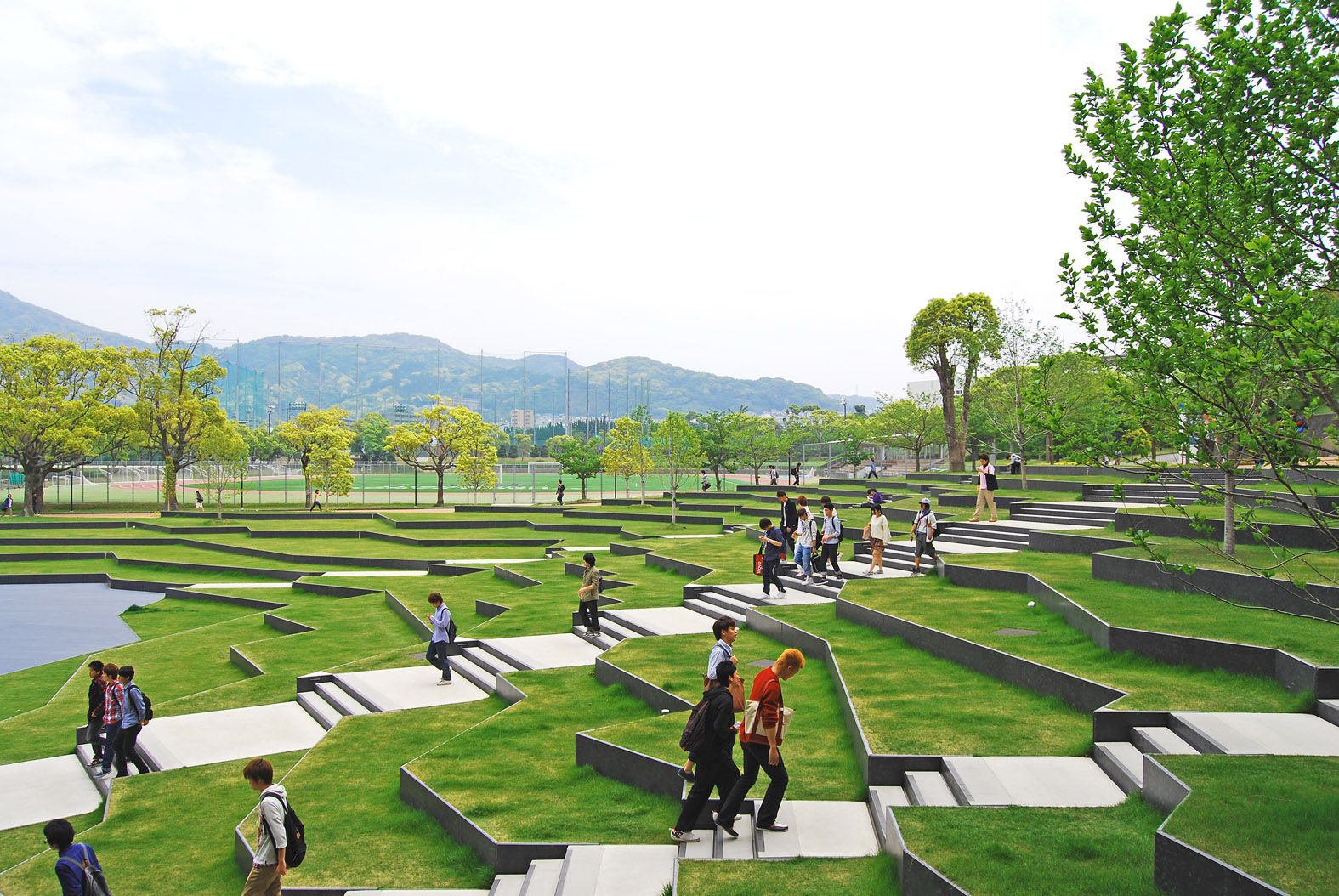 Kyushu Sangyo University Landscape Design by DESIGN NETWORK ASSOCIATES ...