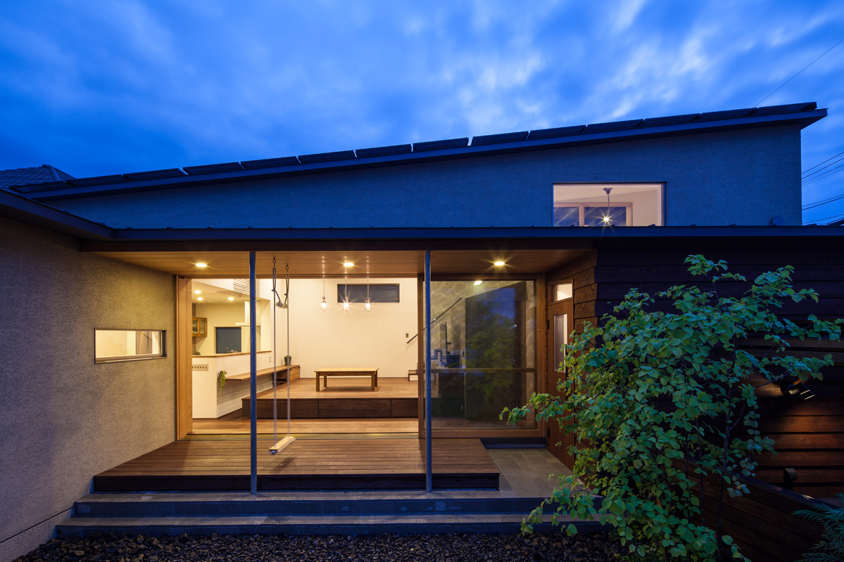 ZEZE OSAKA / Co-living House in Osaka by SWING - Architizer