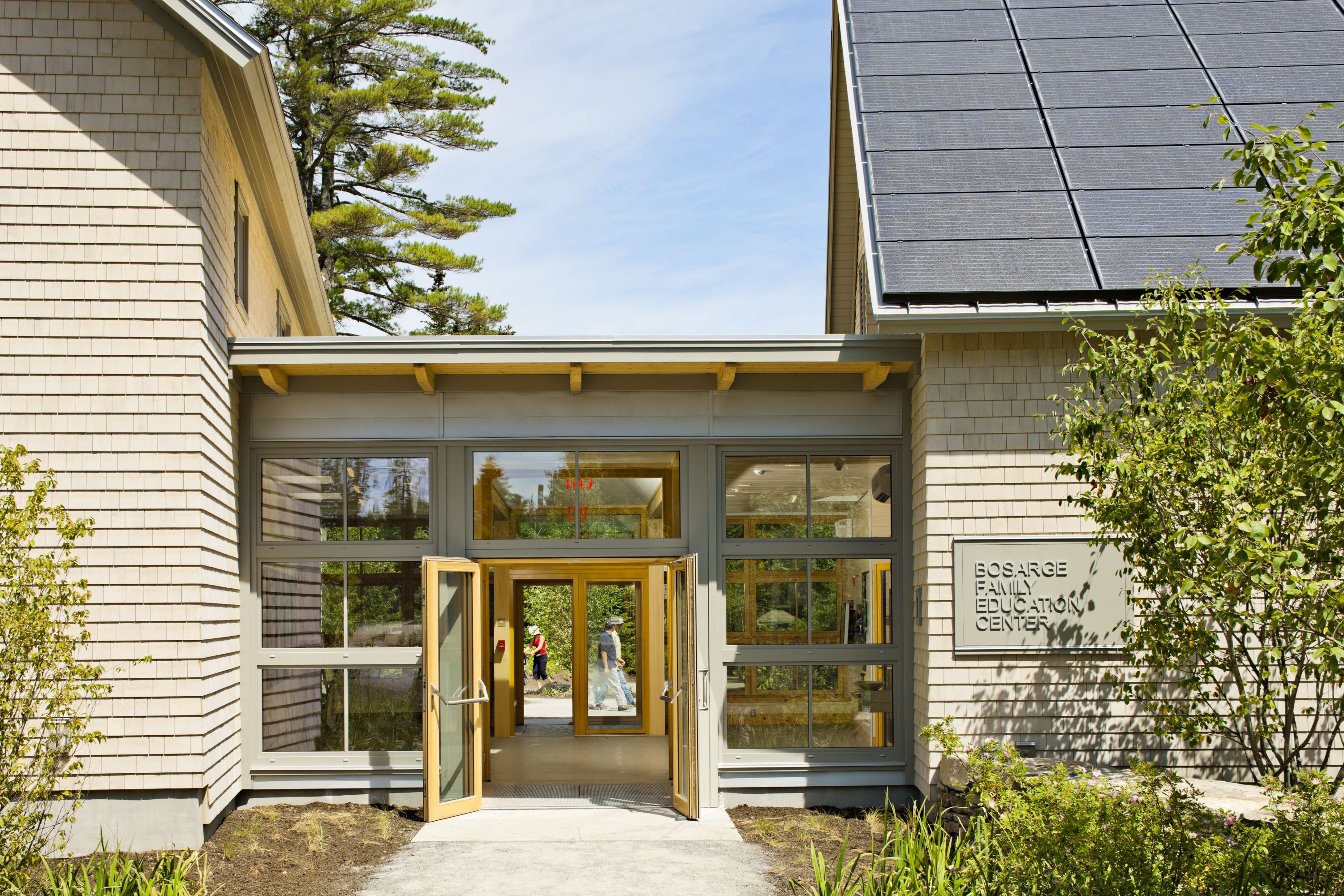 Idea 941019: CMBG Bosarge Family Education Center by Scott Simons ...