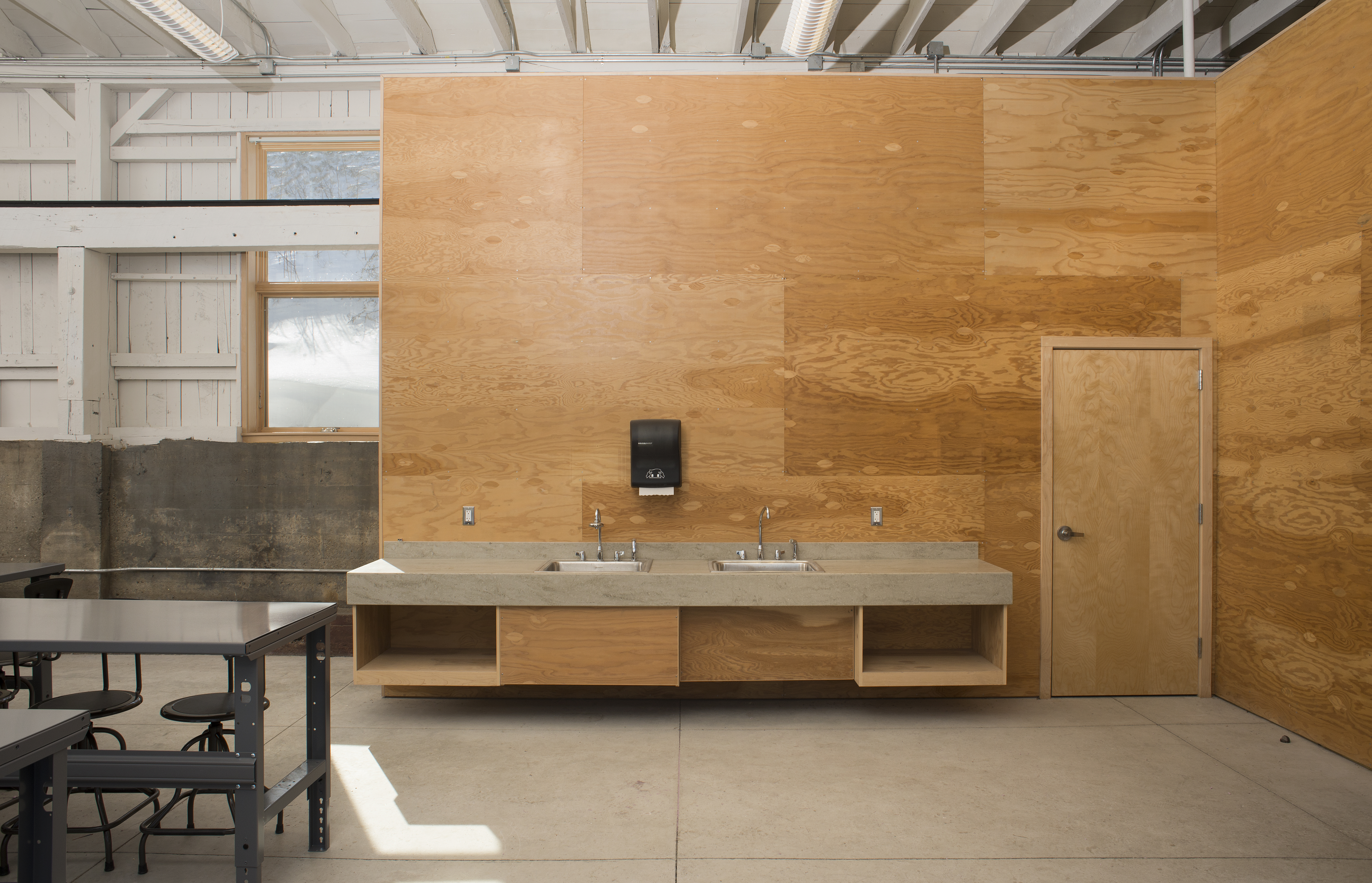 SMCC Lighthouse Art Studio by Simons Architects - Architizer