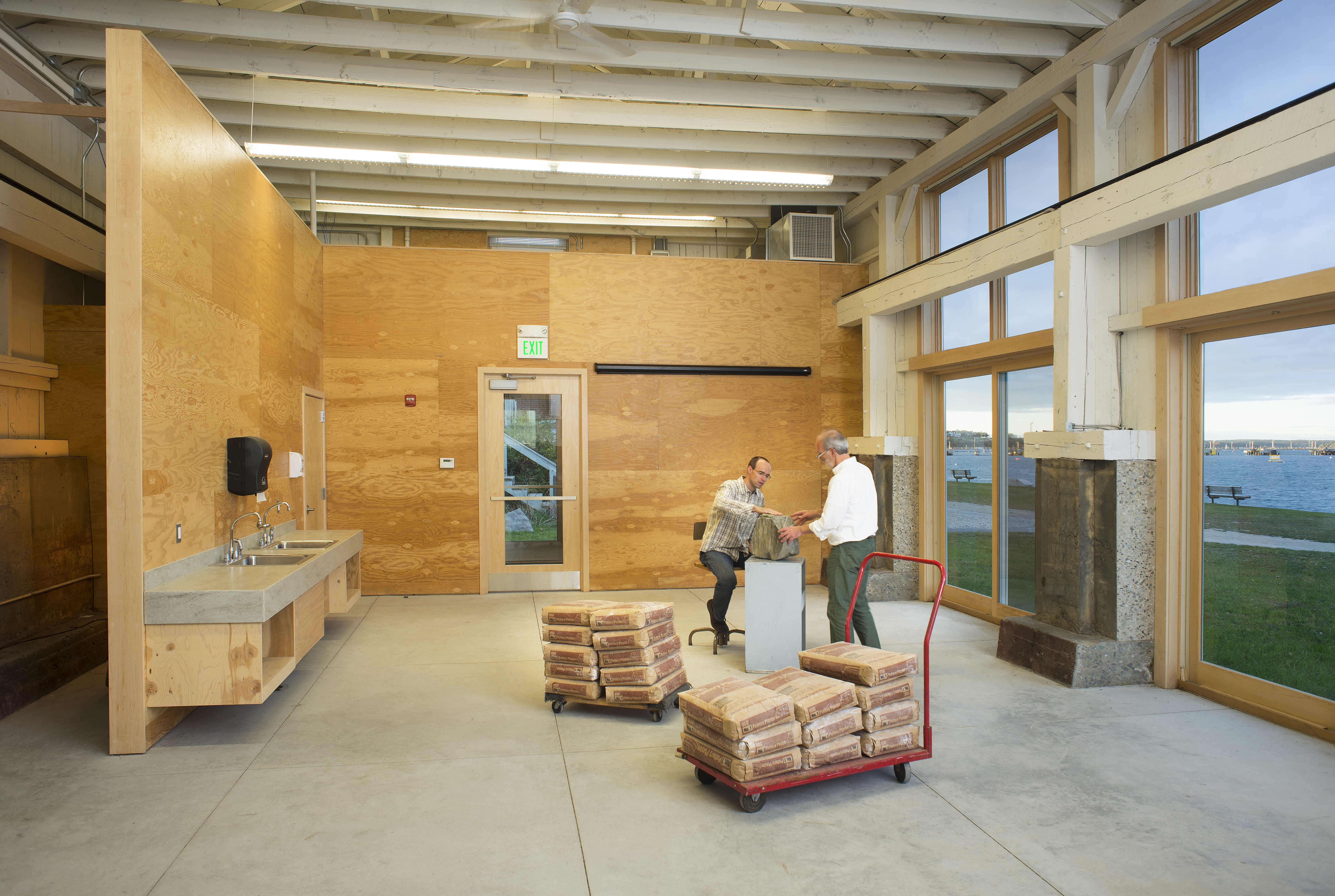 SMCC Lighthouse Art Studio by Simons Architects - Architizer