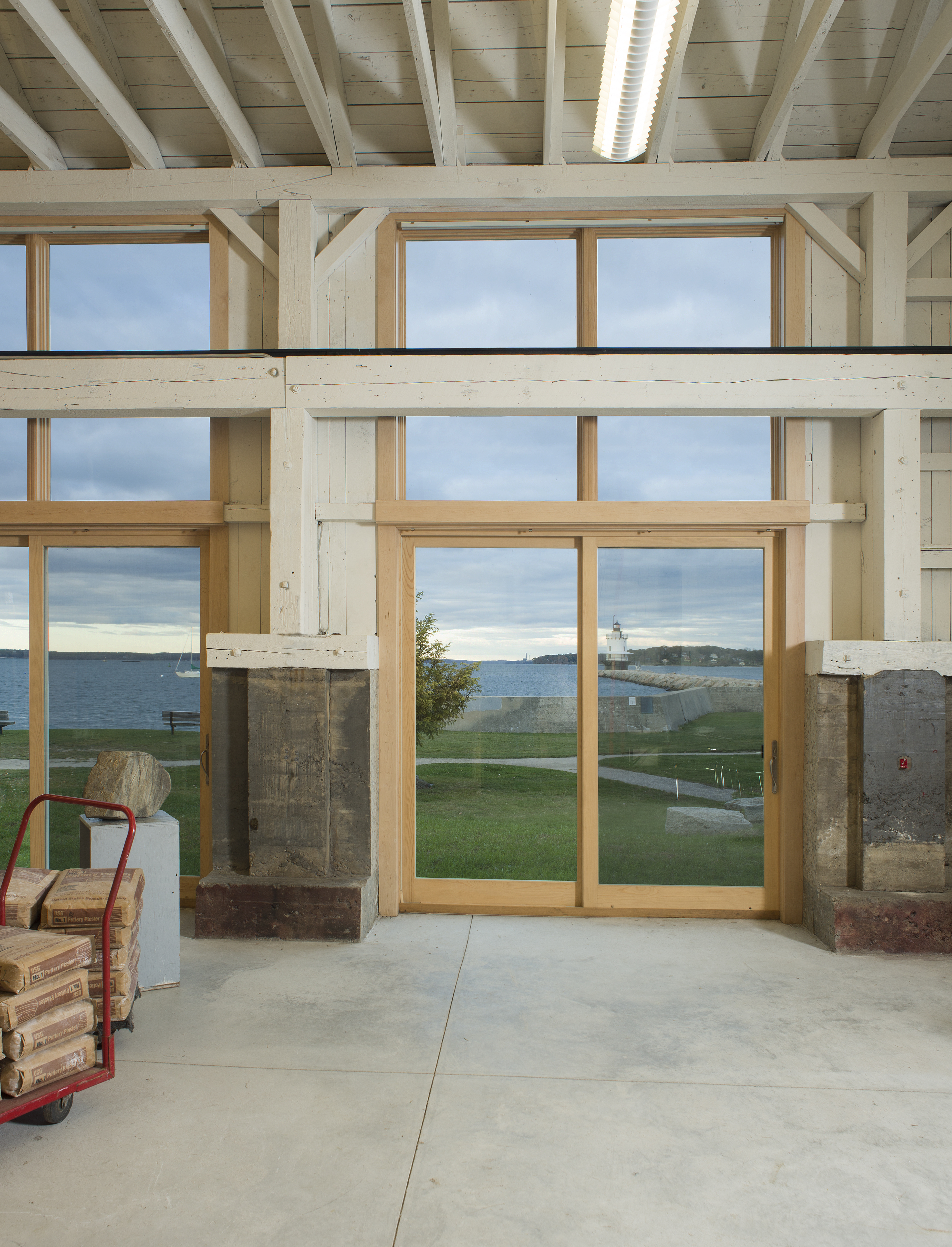 SMCC Lighthouse Art Studio by Simons Architects - Architizer