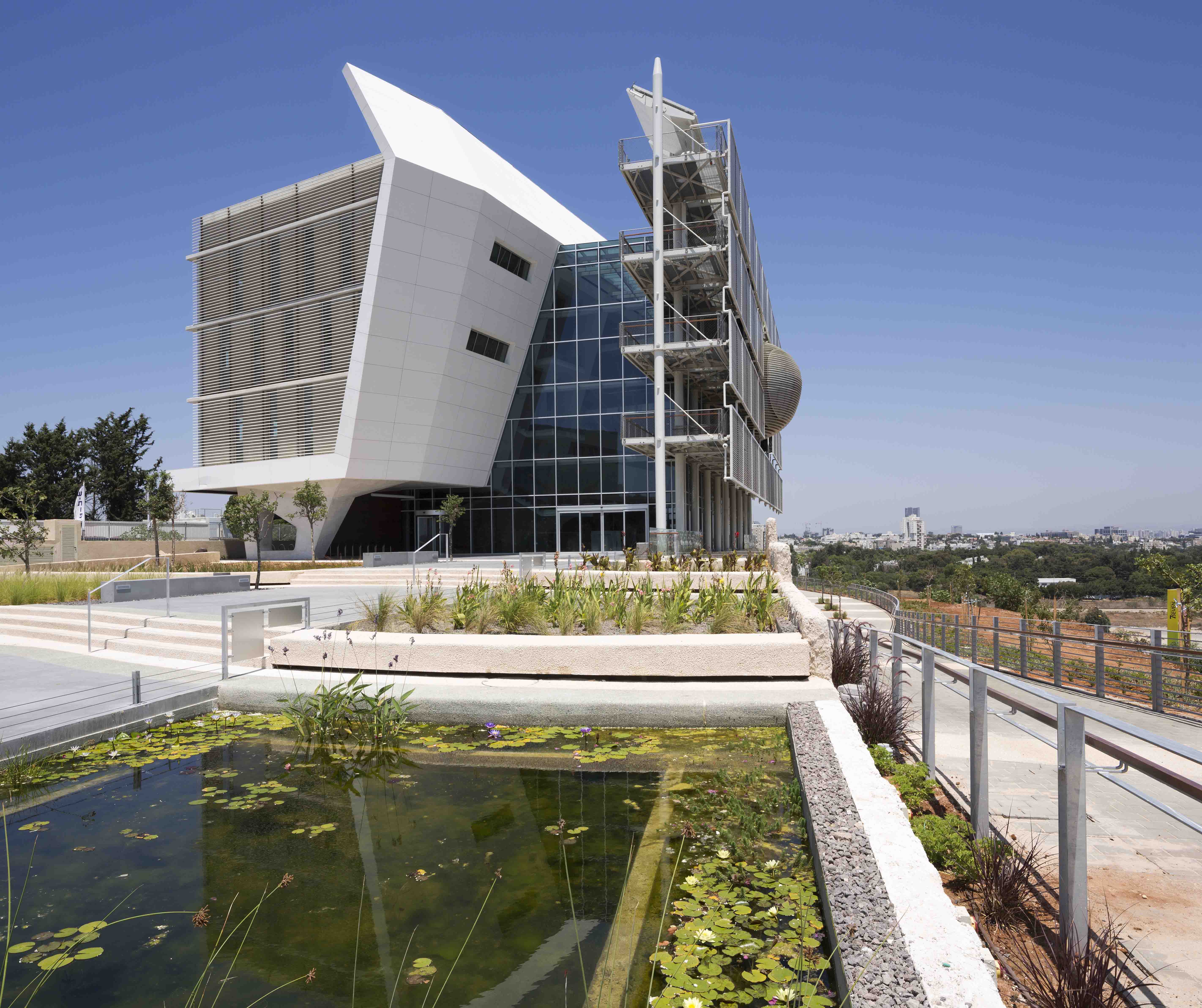 The Porter School of Environmental Studies by axelrod grobman ...