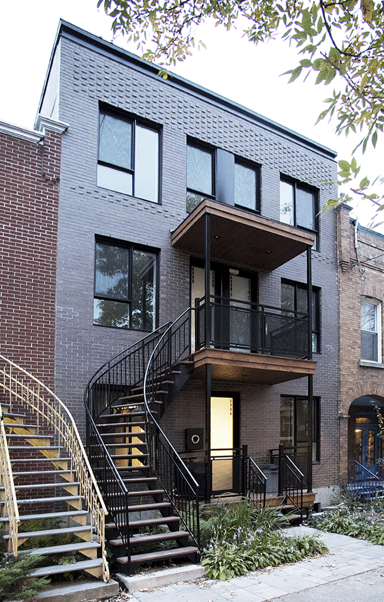 Nestle Near: 7 Attached Homes Preserving Warmth in Montreal ...