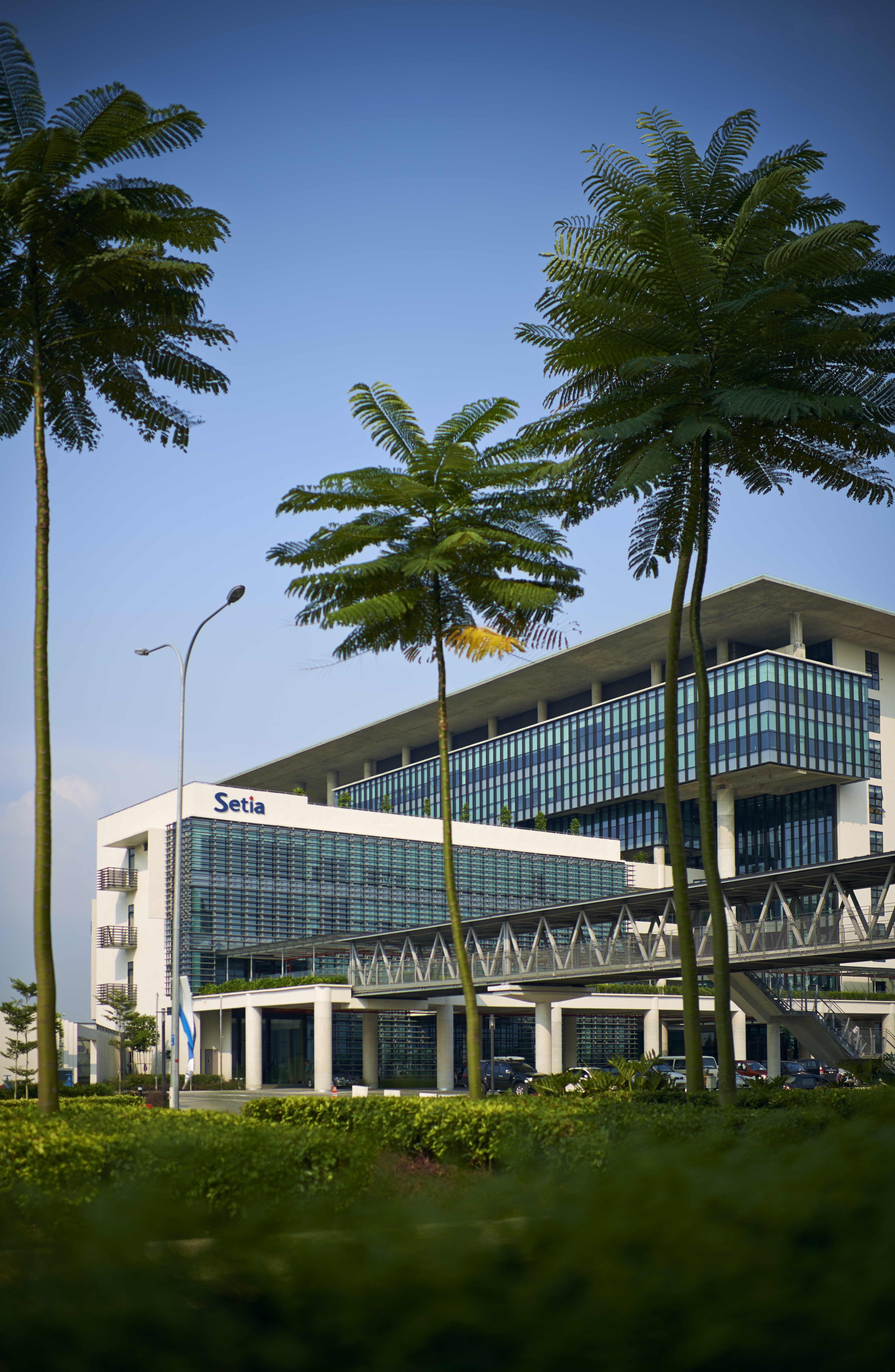 S P Setia Headquarters by SHATOTTO architecture for green living ...