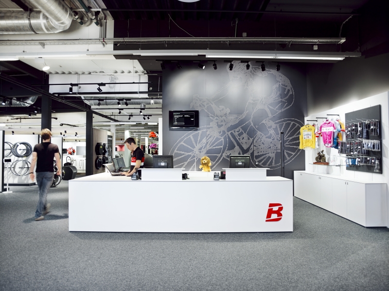 Bernhard Kohl Sporthandel GmbH by EGGER Wood-based materials - Architizer