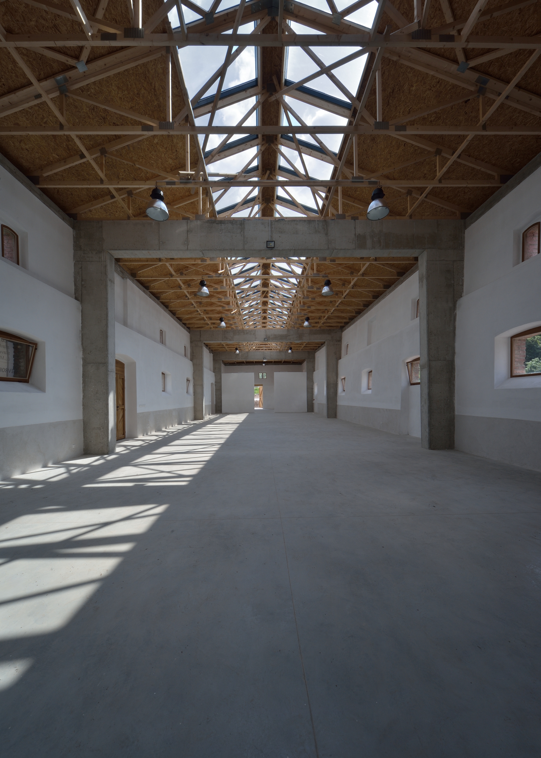 Horse stable refurbishment by 3+1 architekti - Architizer