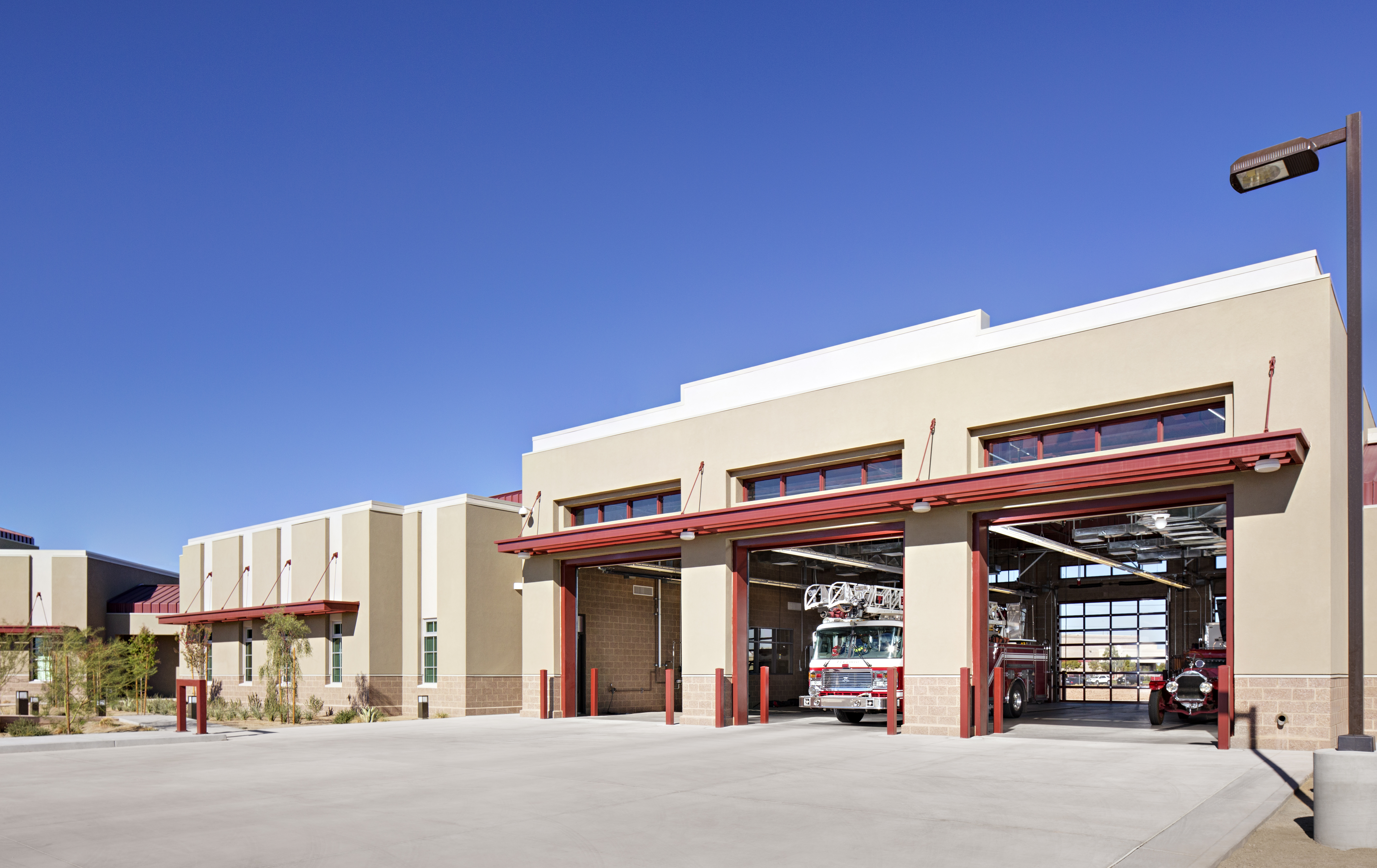El Centro Fire Station No. 2 & Administration by Perlman Architects of ...