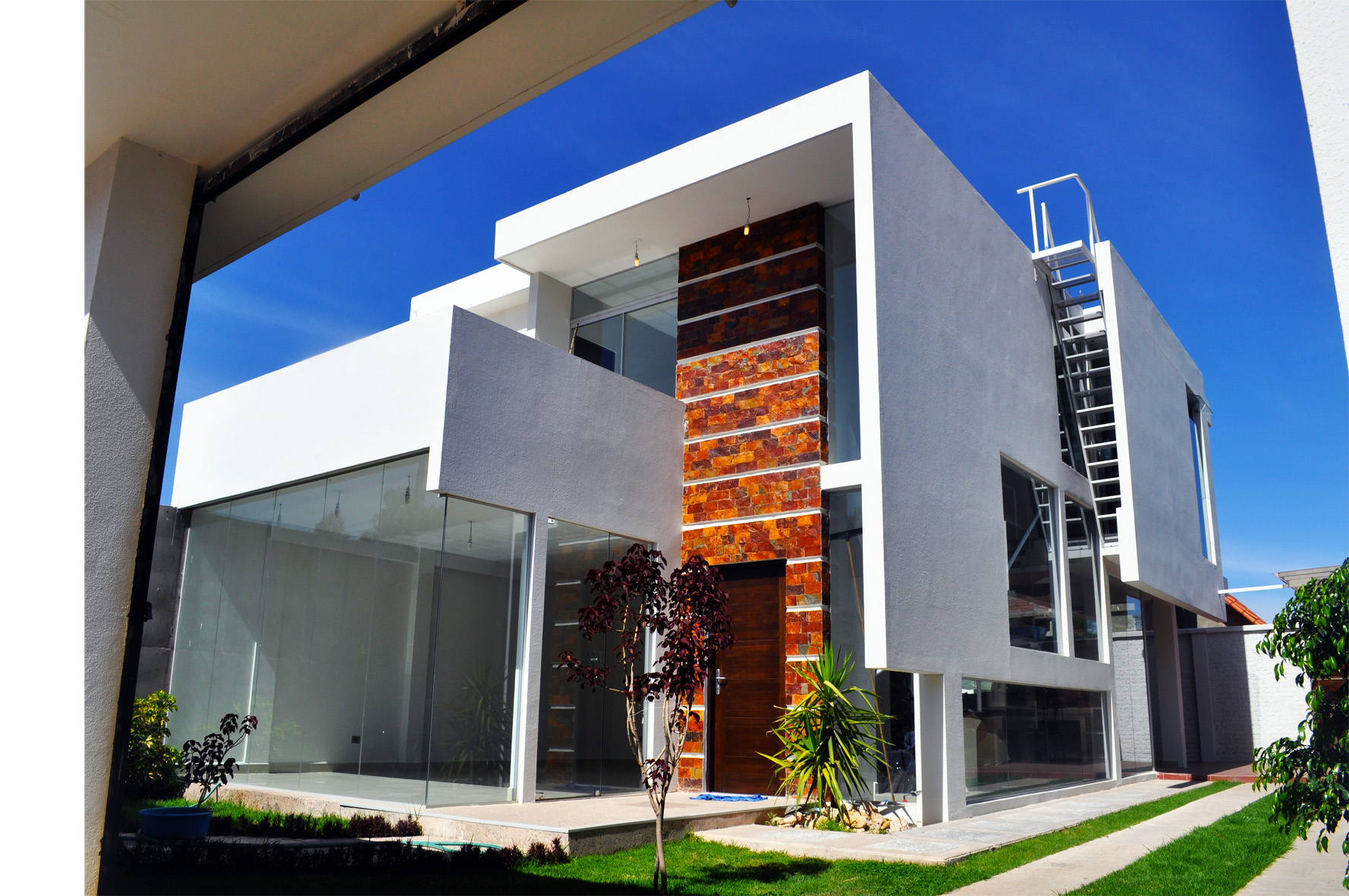 Vivienda Unifamiliar by Estudio Apaza Constructora - Architizer