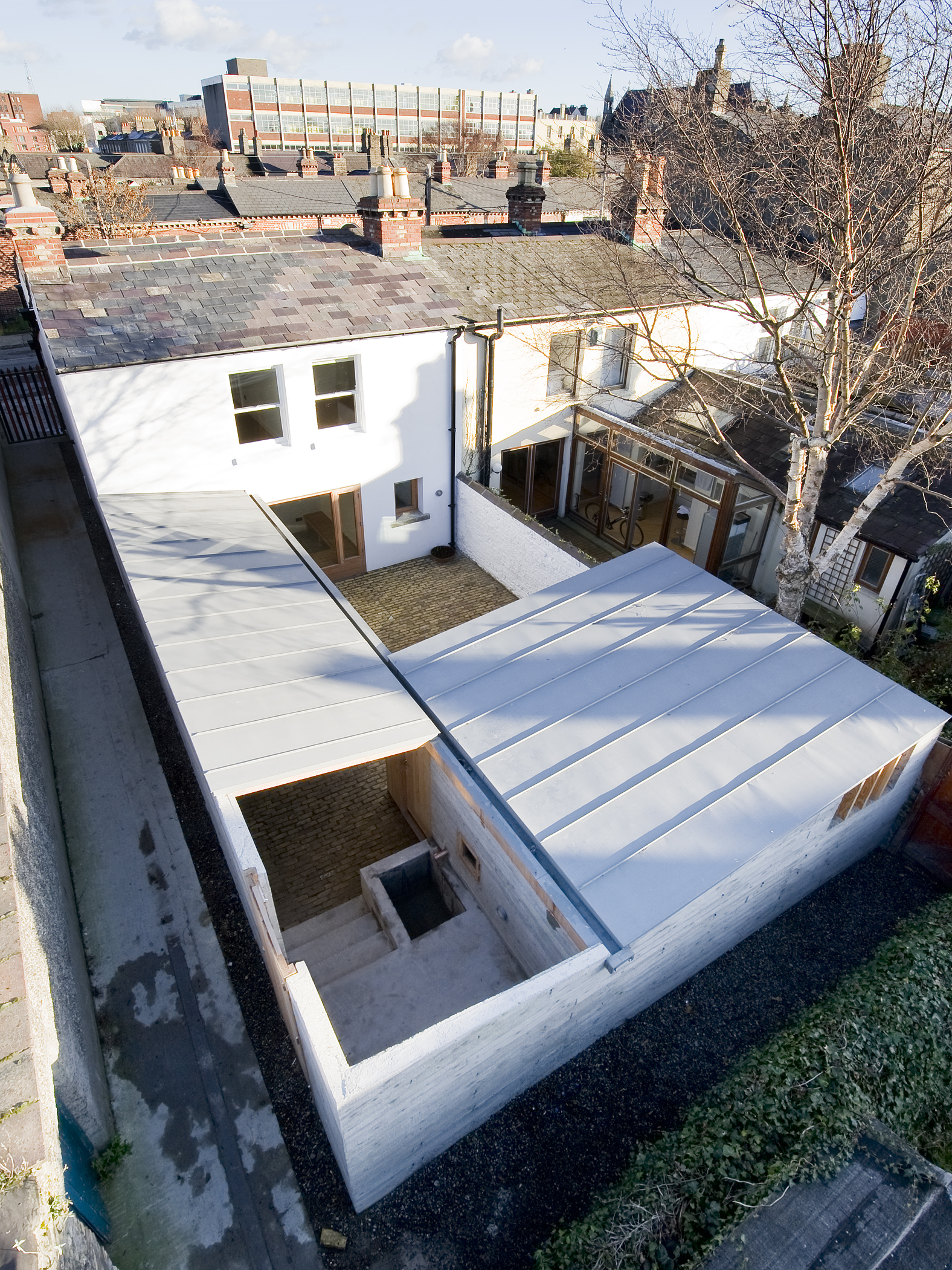 Laneway Wall Garden House by Donaghy & Dimond Architects - Architizer