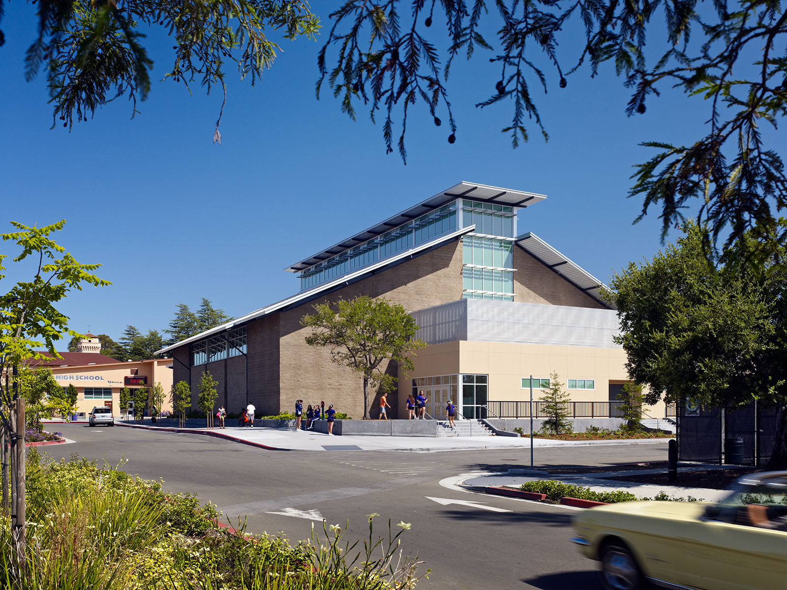 Idea 967968: Sequoia High School New Gymnasium by CAW Architects in ...