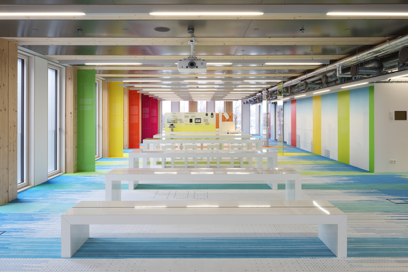 Life Cycle Hub at the LCT ONE by raumhochrosen for chezweitz GmbH ...