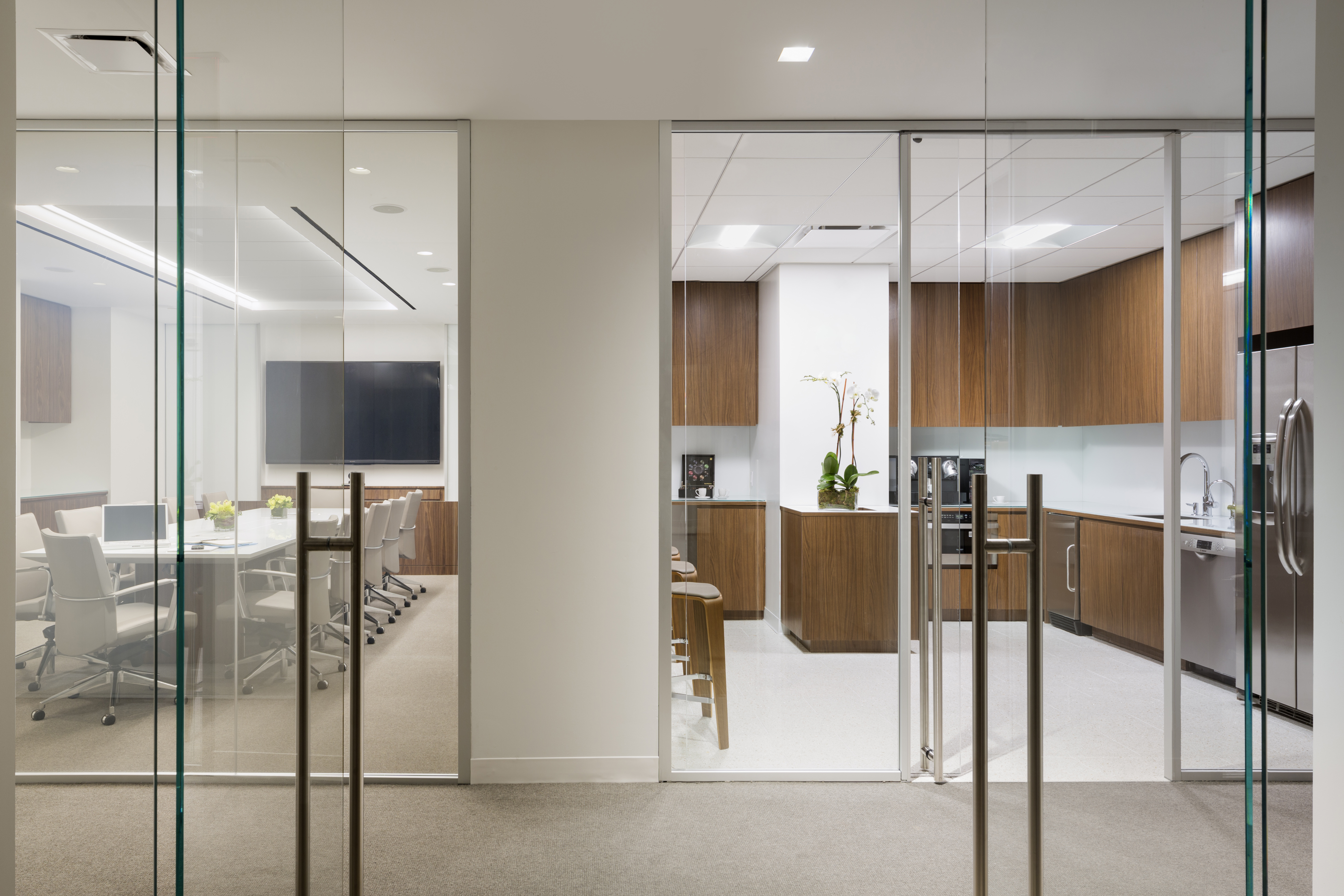 Richemont, NA Corporate Office Headquarters by Kahn Architecture ...
