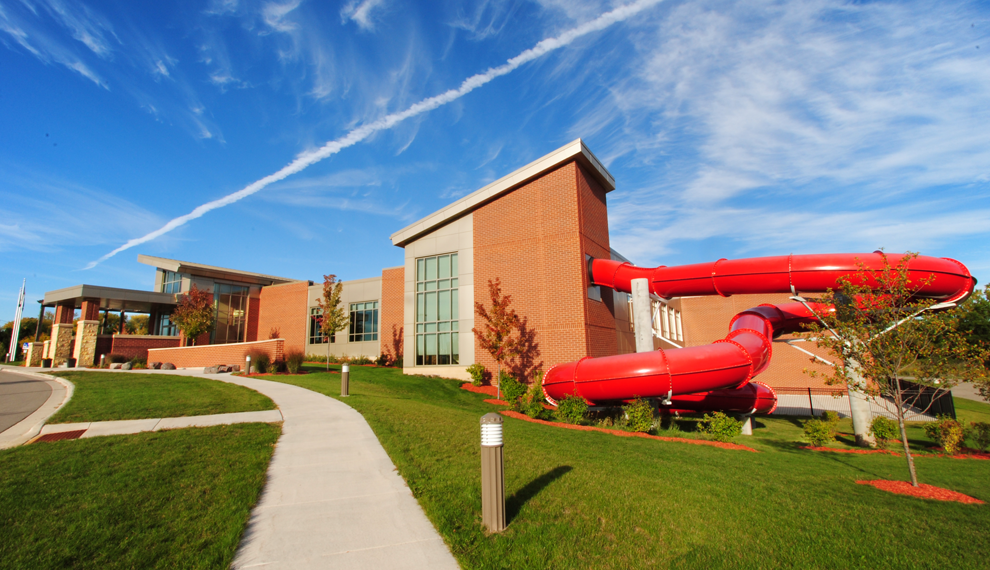 Salvation Army Ray and Joan Kroc Community Center by Berners-Schober ...